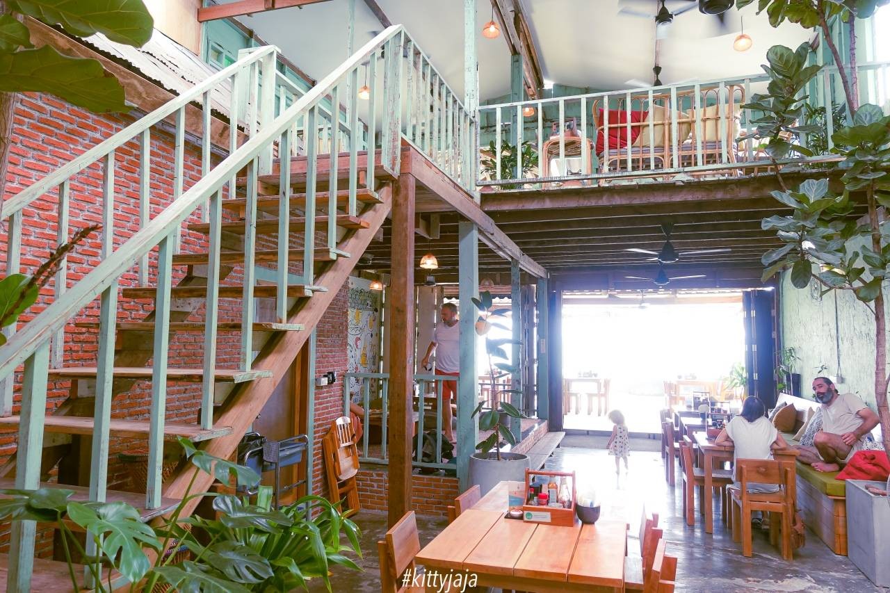 รูป คาเฟ่เคโอบี Homegrown X Café K.O.B - Wongnai