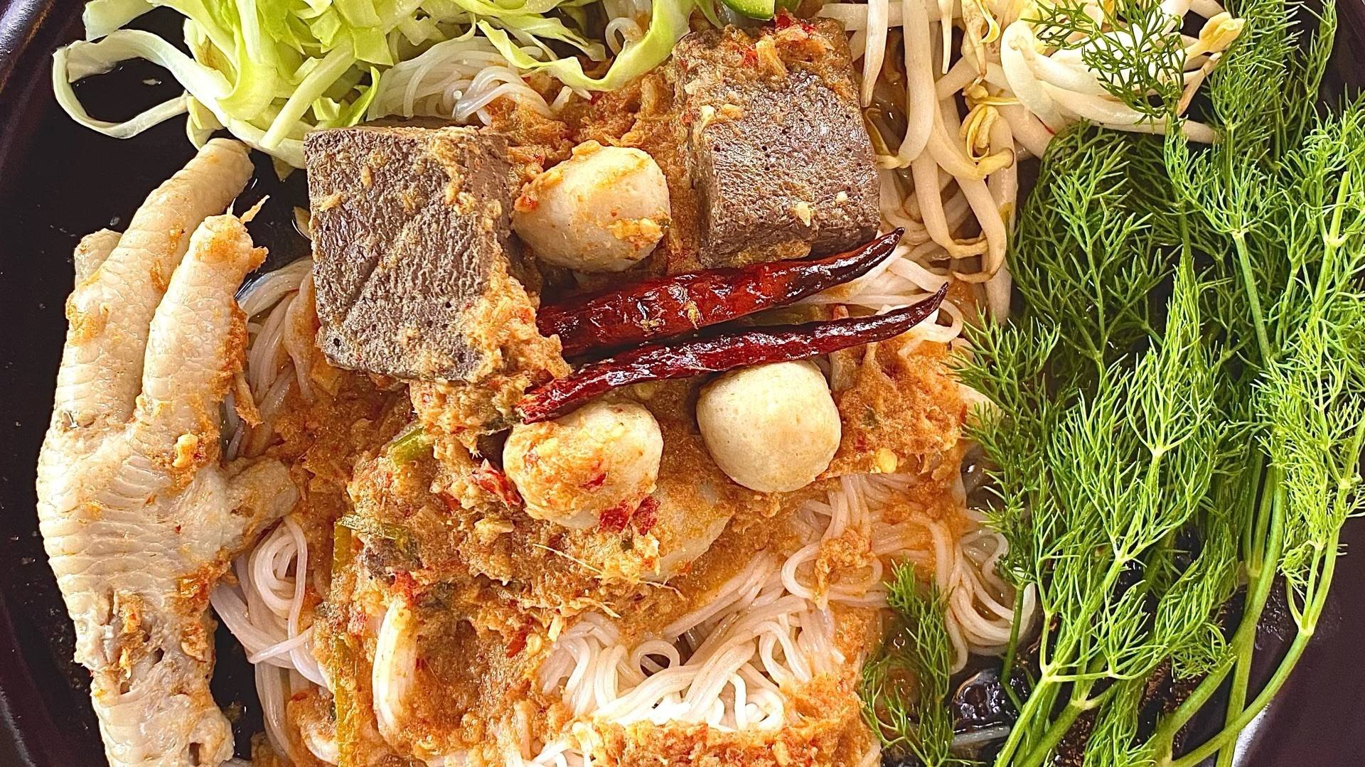 ขนมจีนน้ำยา ป่า กะทิ ฅนมีน้ำยา By คฤณ สั่งอาหารเดลิเวอรี