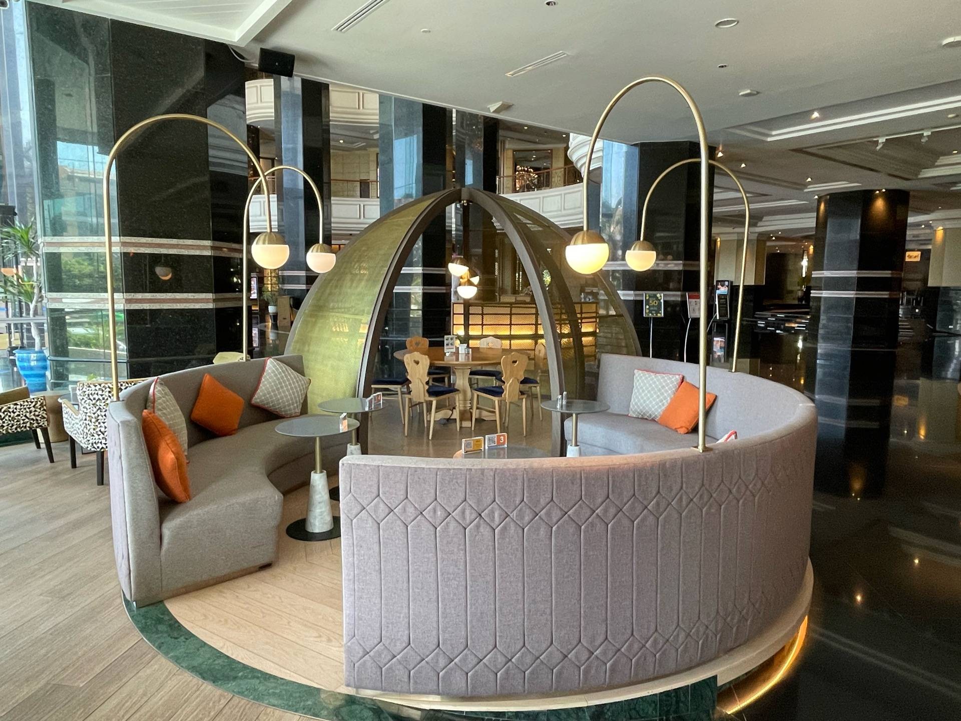 รูป Deli Swiss SWISSOTEL BANGKOK RATCHADA