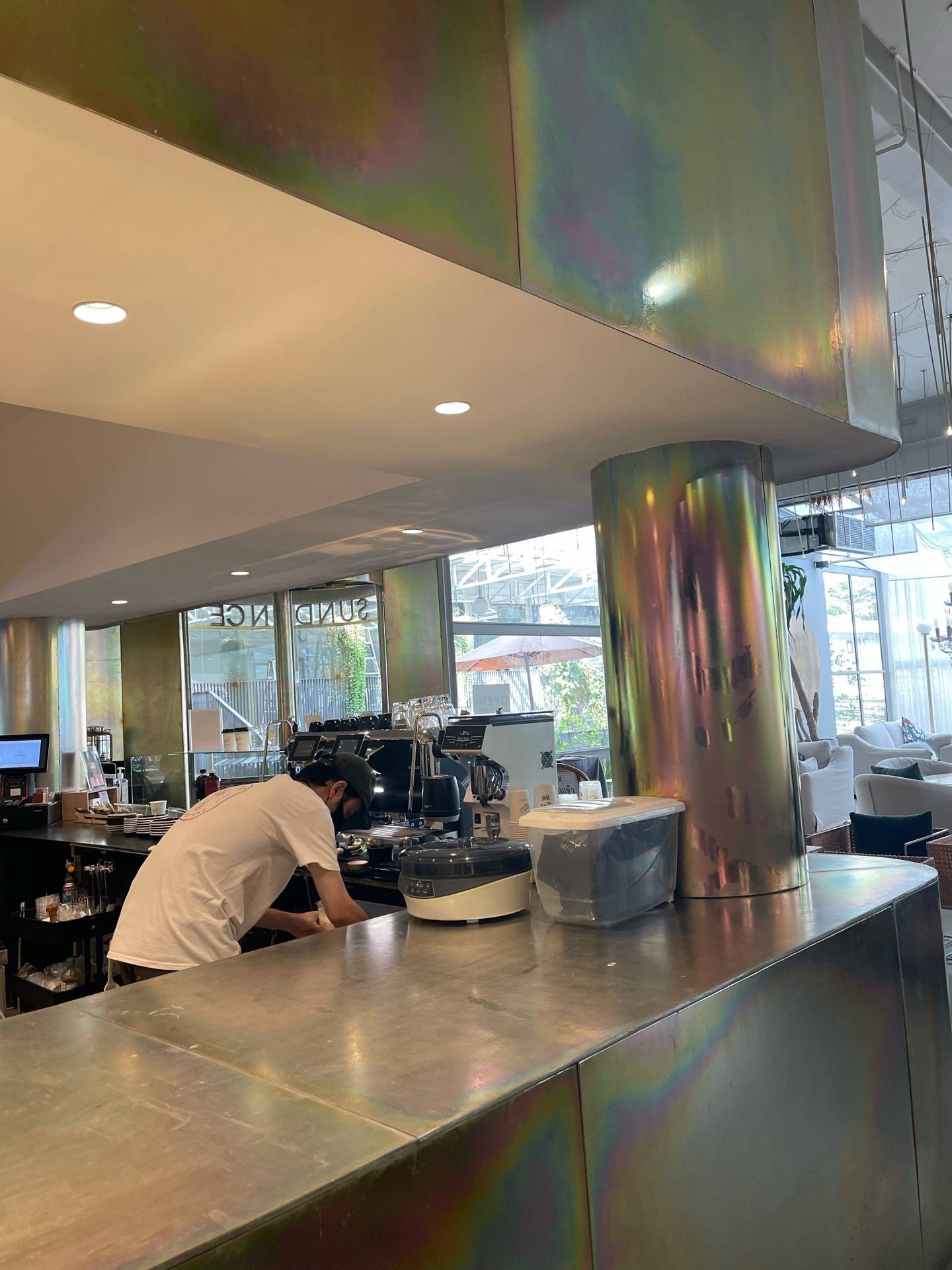 รูป Brave Roasters : Seenspace Thonglor