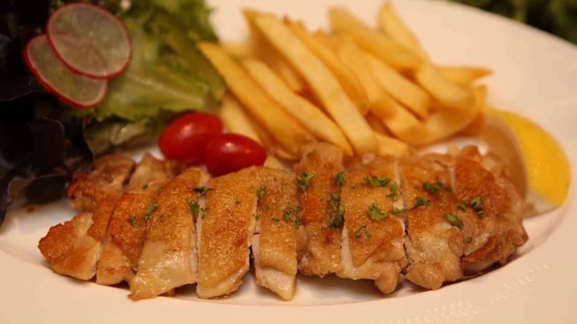 ASTRO House CAFE - | สั่งอาหารออนไลน์ล่วงหน้า รับที่ร้านผ่านแอป Wongnai ...