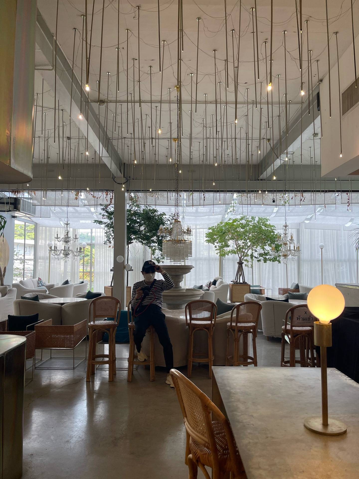 รูป Brave Roasters : Seenspace Thonglor