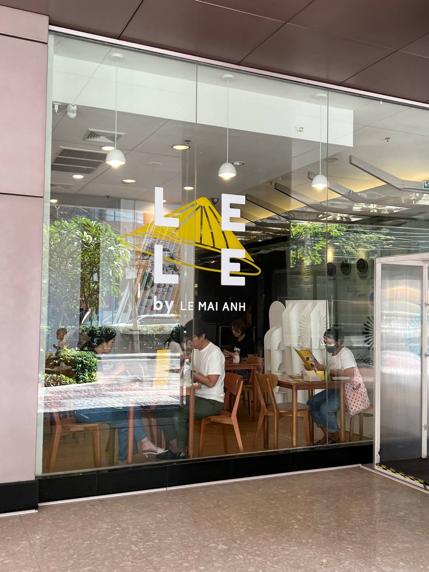 รูป LELE by le mai anh