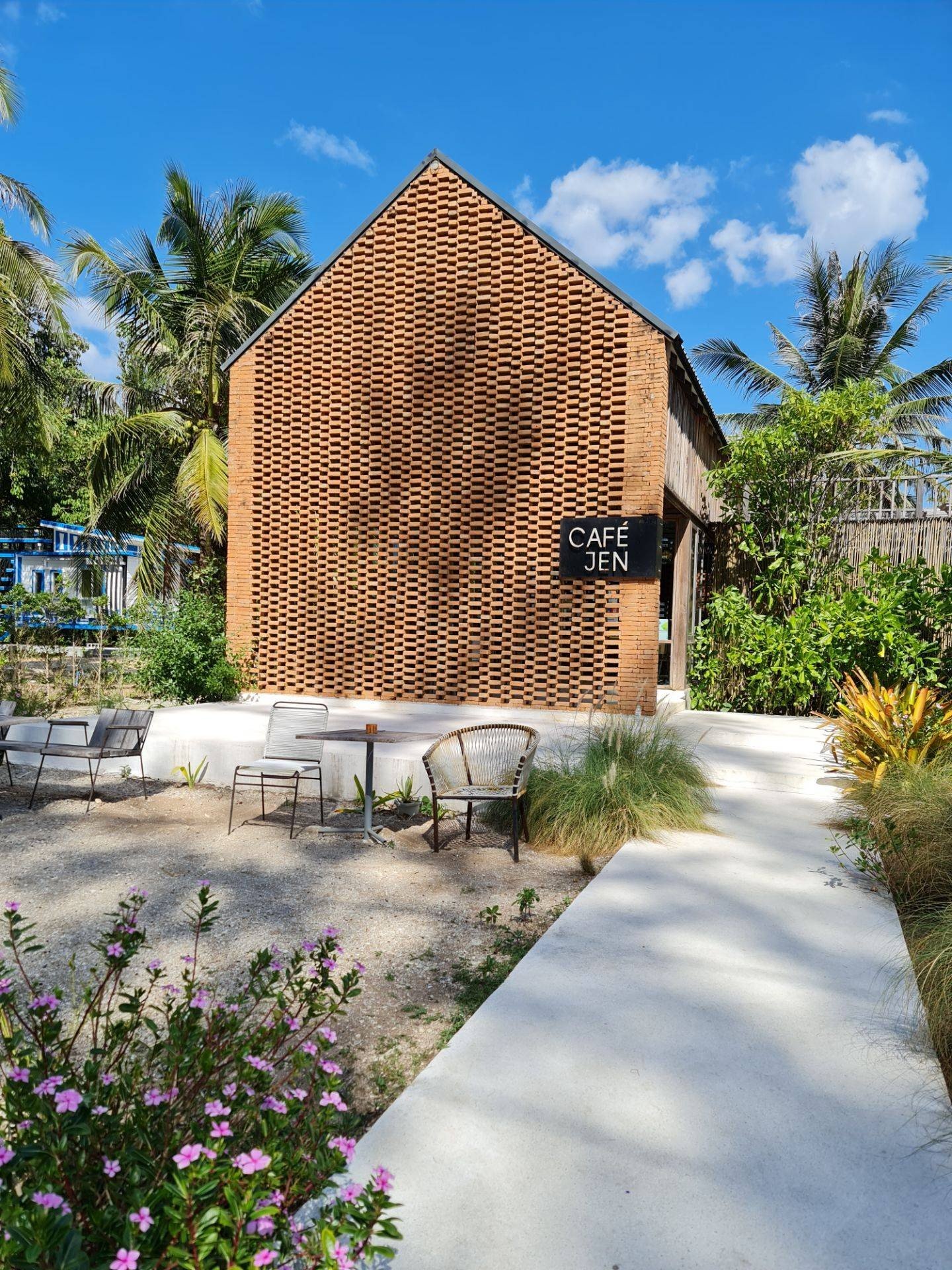 รีวิว Café JEN - cafe หาดท้ายเหมือง มุมถ่ายภาพดีๆ กาแฟธรรมดา