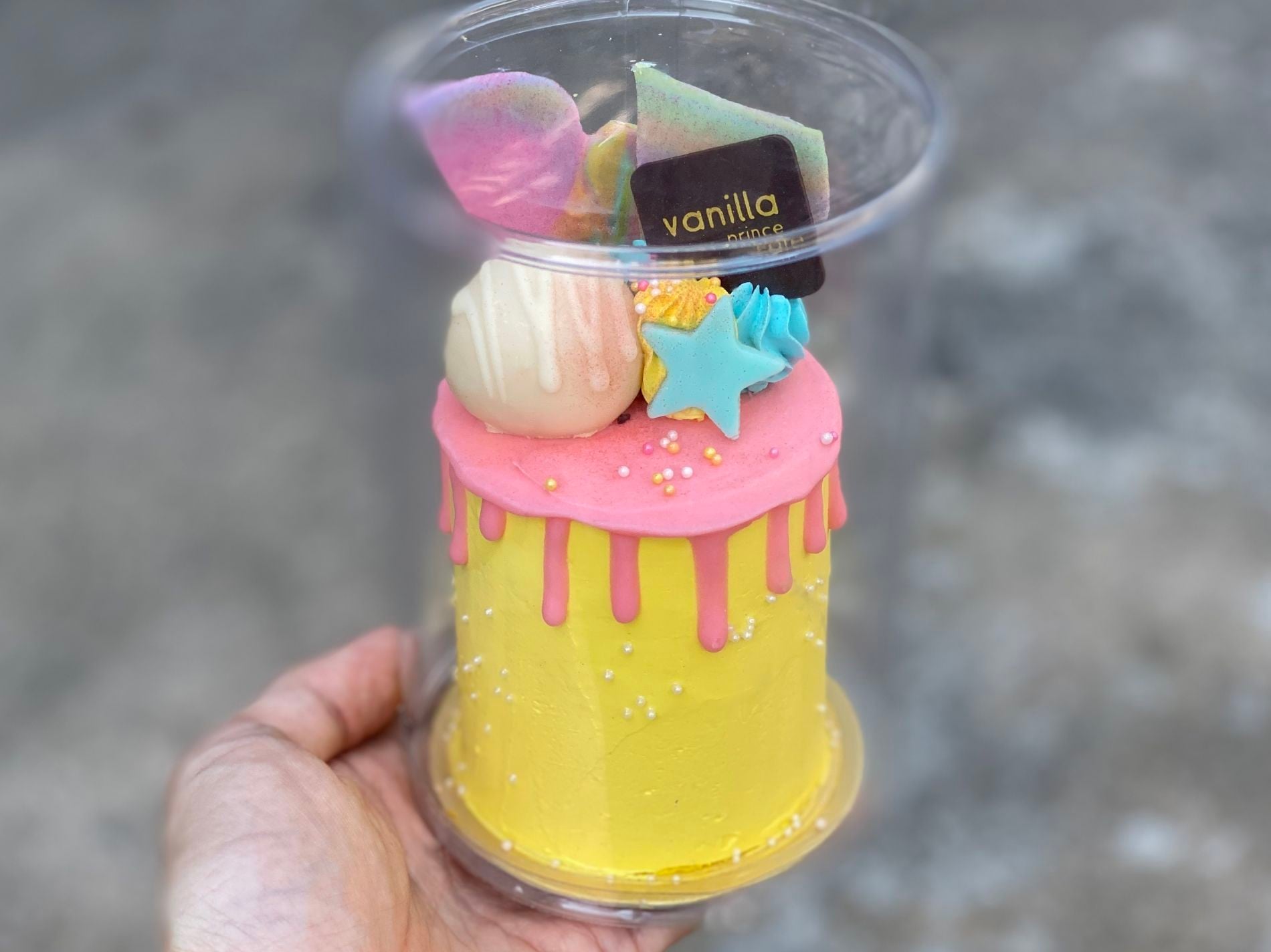 มินิพาสเทลสตรอ • image ร้าน Vanilla Prince Cafe เดอะมอลล์งามวงวาน