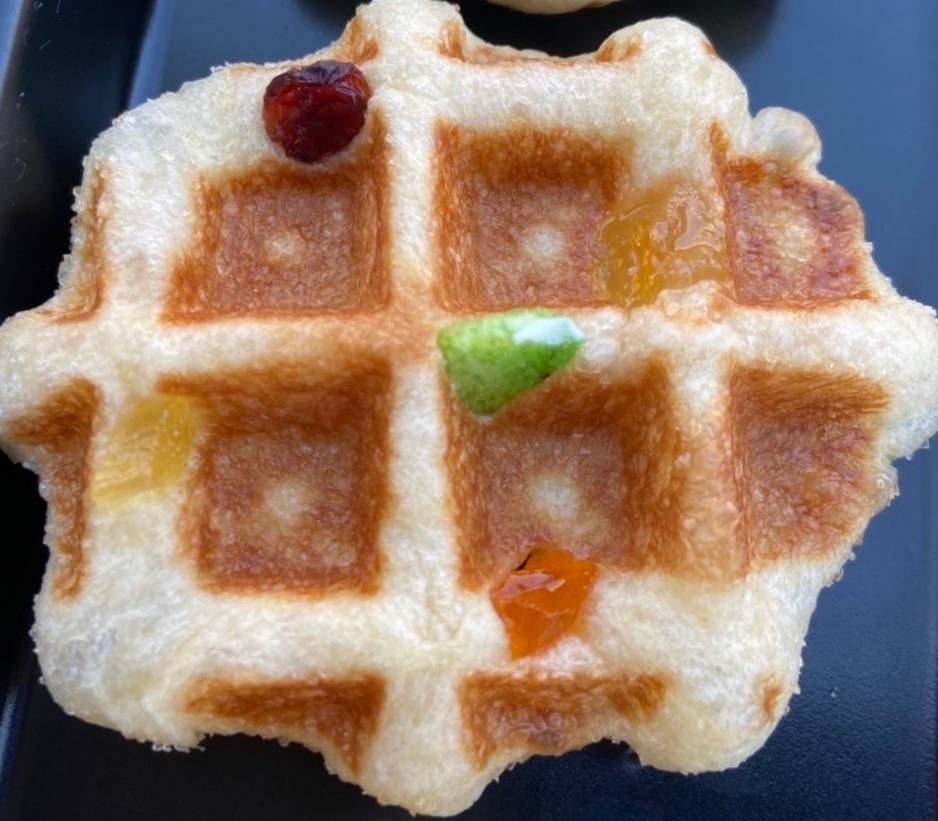 ร้าน Waffle Hug สาขาตลาดนัดหน้าค่ายจิระประวัติ | รีวิวร้านอาหาร