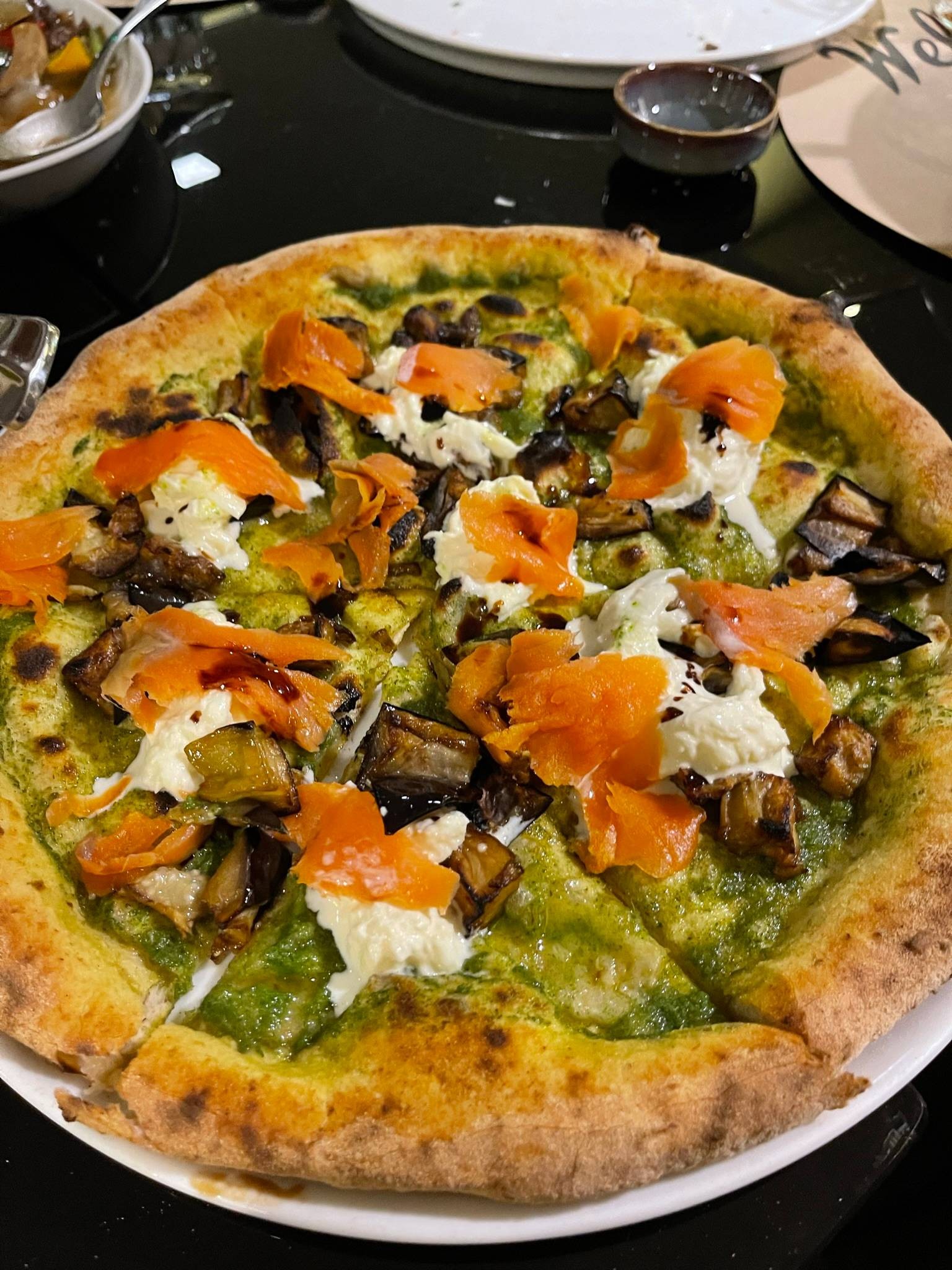 รีวิว The Mona Bar and Restaurant