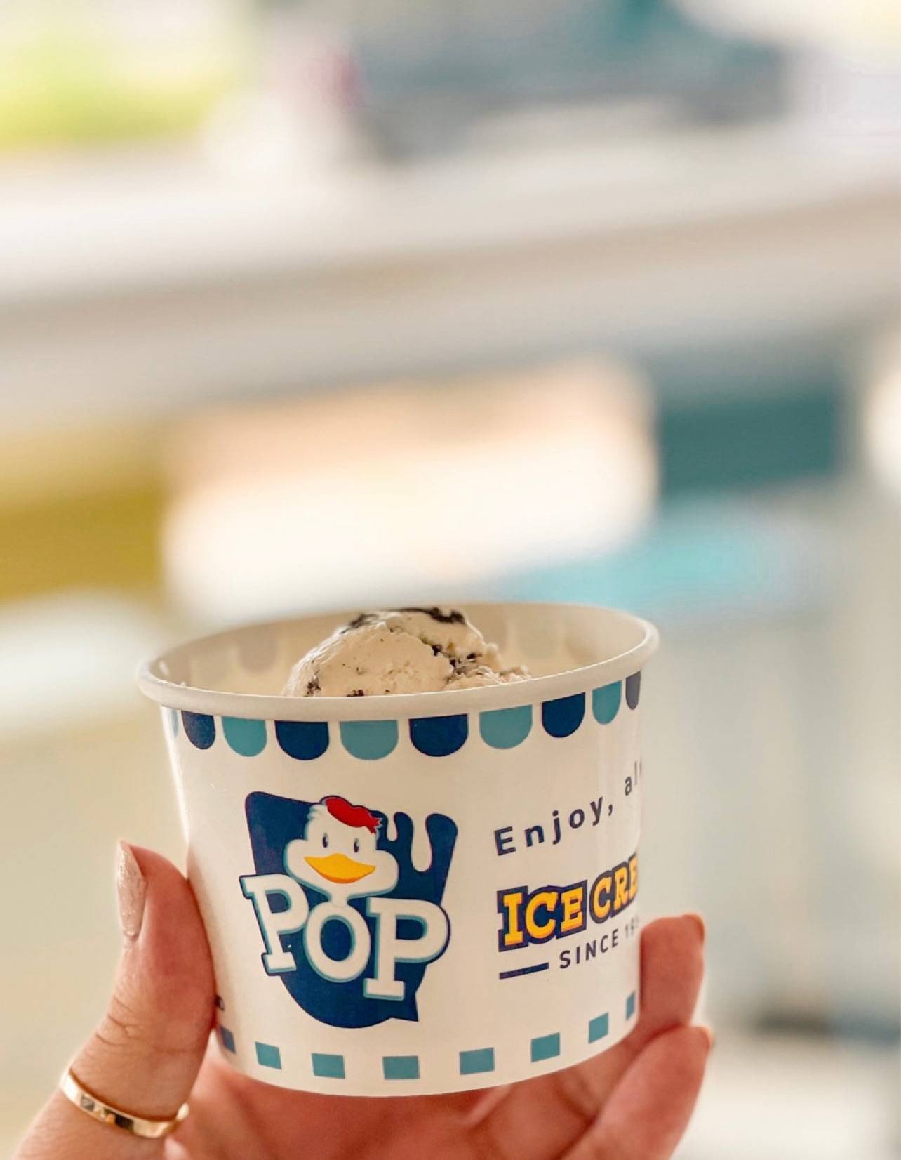 รีวิว POP ICE CREAM - 📍Pop Ice Cream & Coffee