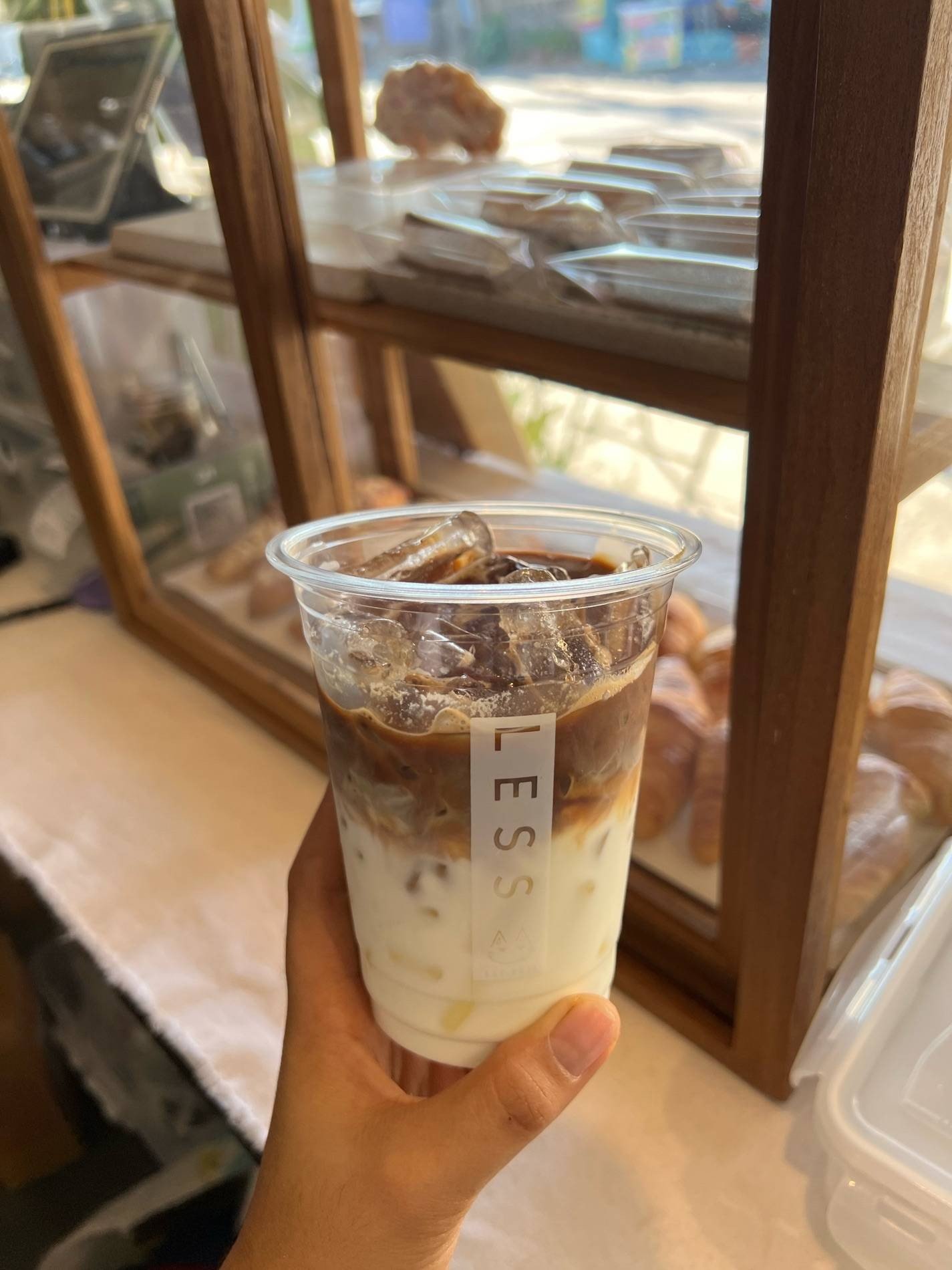 รูป LESS Coffee&More