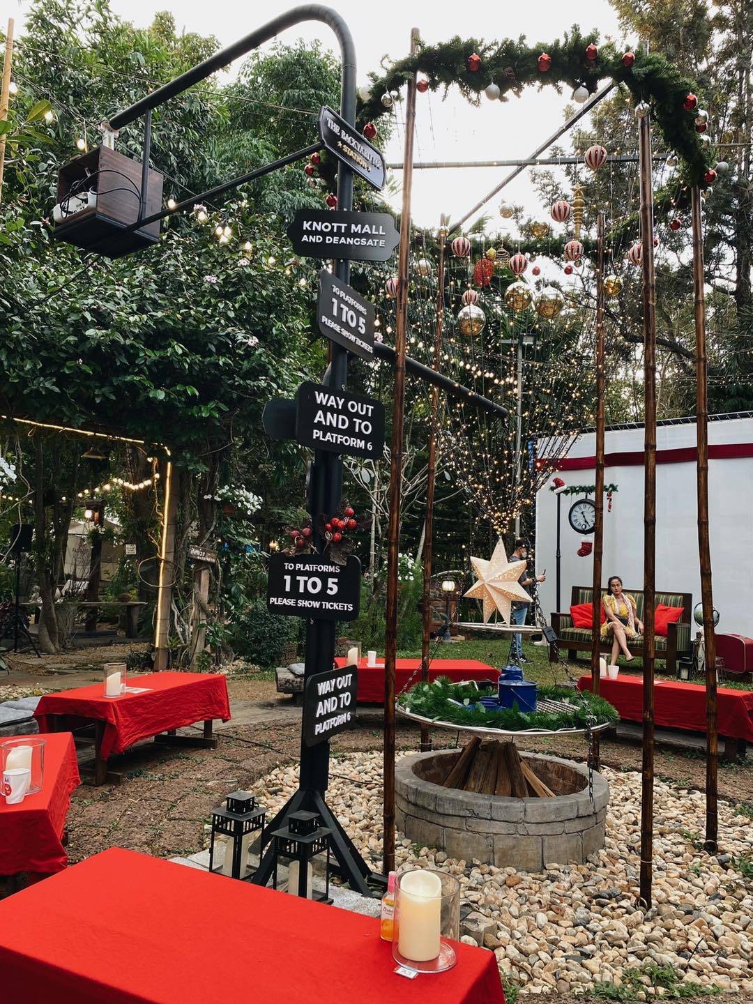 รูป The Backyard 168