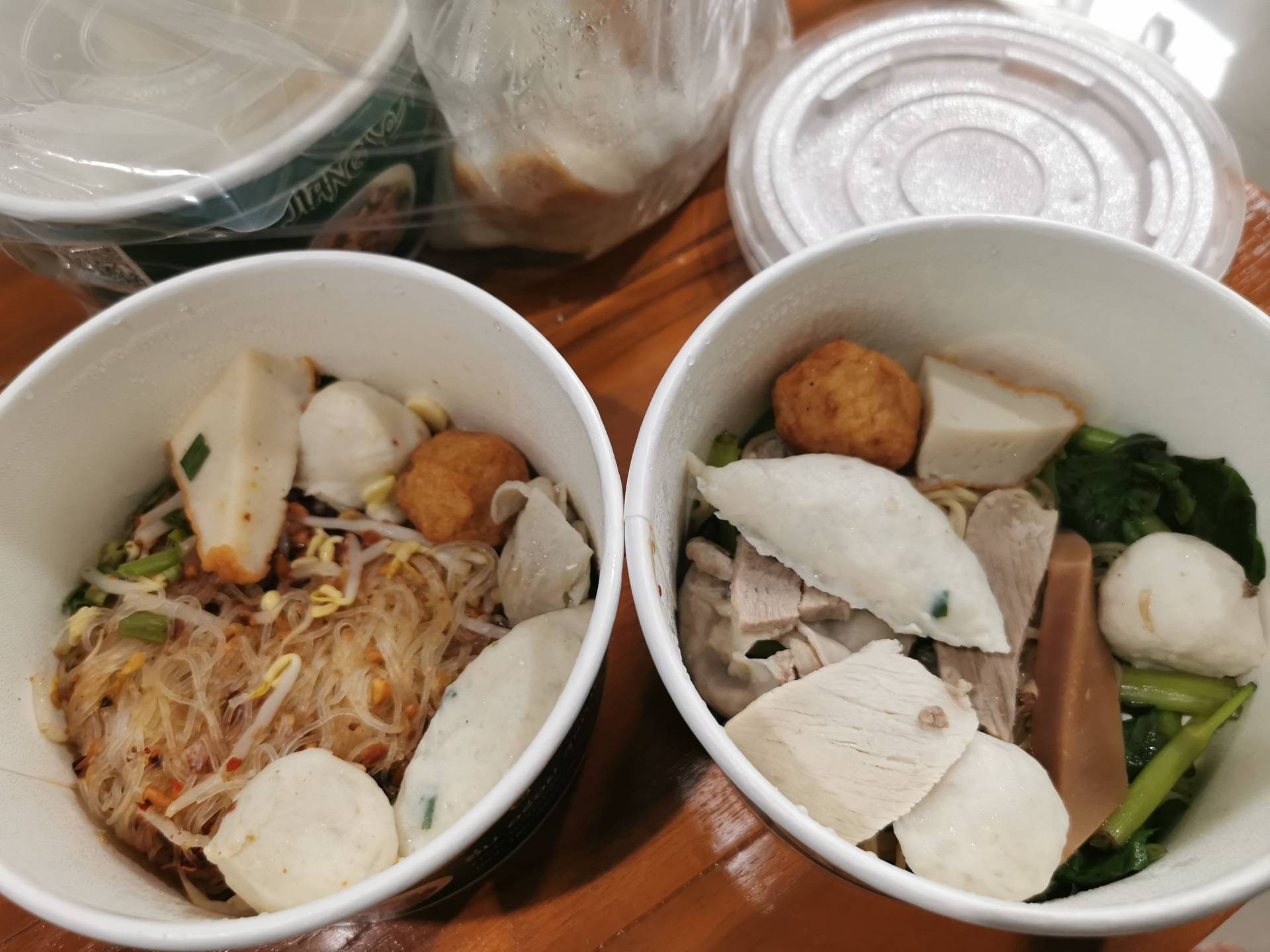 รูป เจียงลูกชิ้นปลา สุรวงศ์