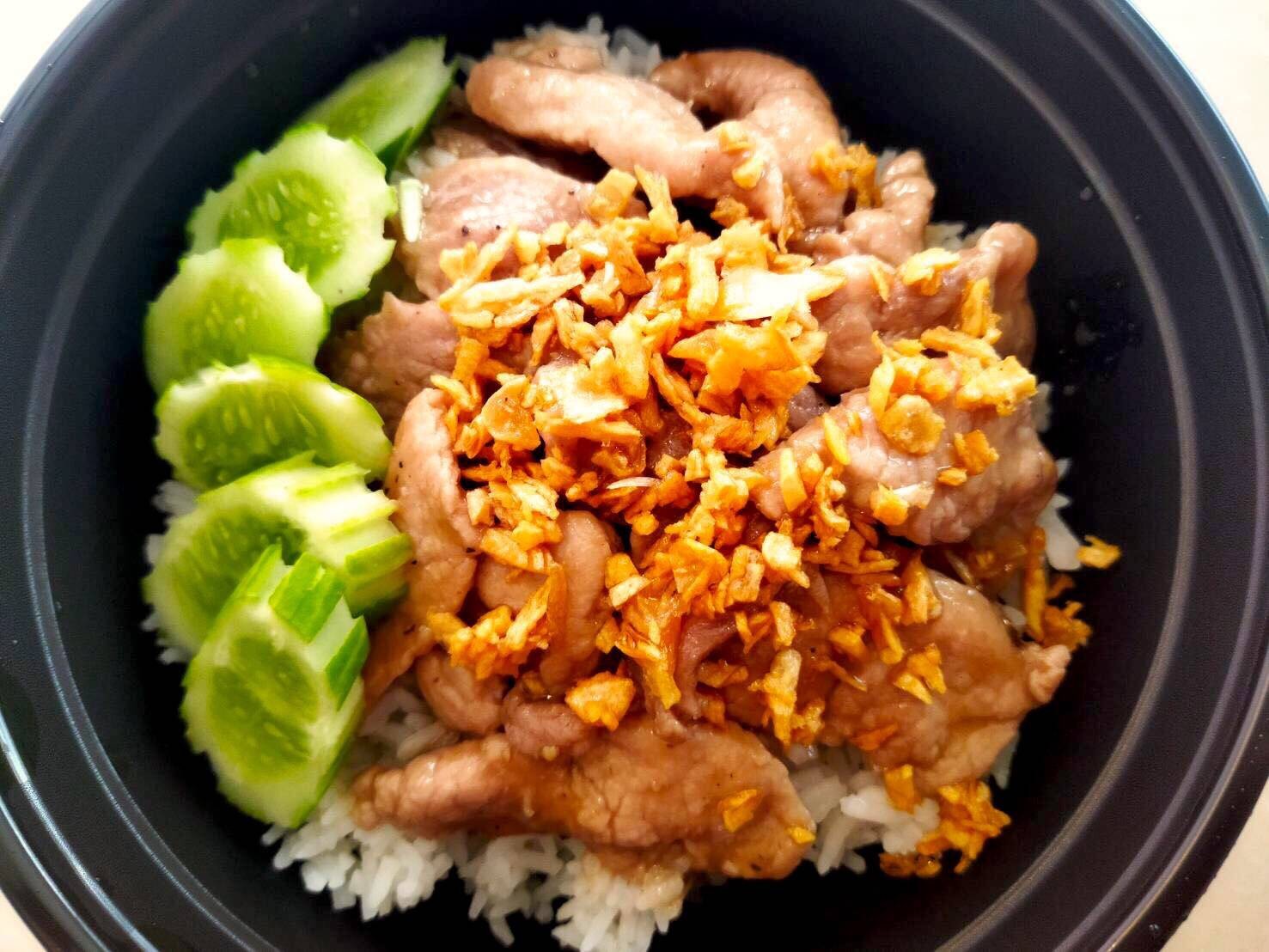ร้าน ร้าน pun gun gin (ข้าว ยำ ตำแซ่บ) | รีวิวร้านอาหาร