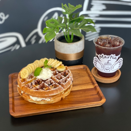 รูป Martin cafe สาขา วีซีโอร่มเกล้า Romklao