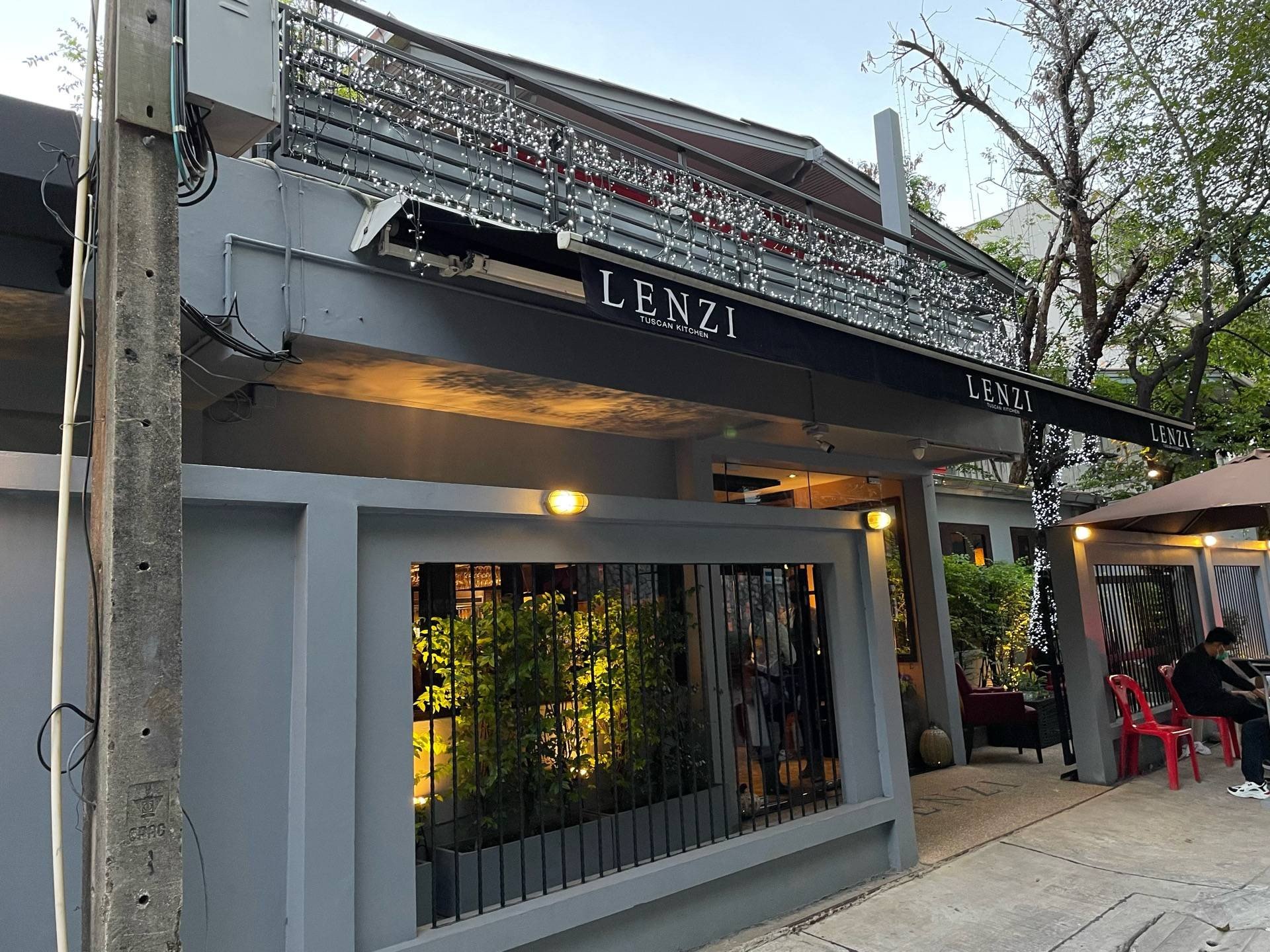 รูป Lenzi Tuscan Kitchen