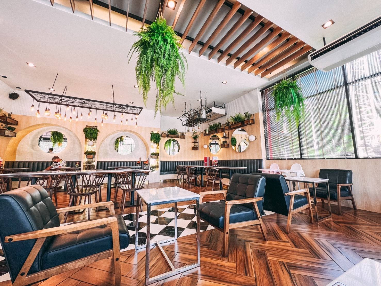 รูป Cuppa Cottage Cafe & Bistro สาขา 3 ปั้ม Shell ถนนเซาท์เทิร์นซีบอร์ด