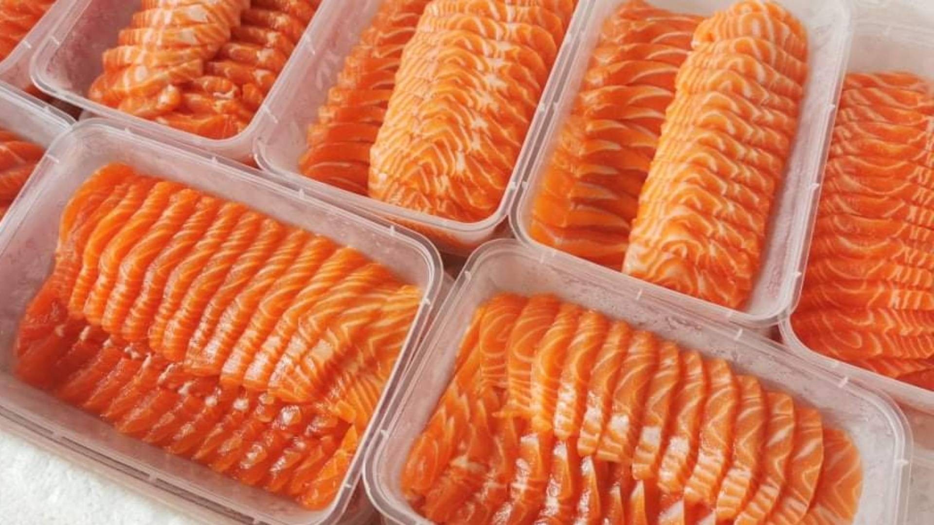 Salmon Mee-Dong 🎏 By แซลมอนยำ-คำโต - สั่งอาหารเดลิเวอรี | Wongnai x ...