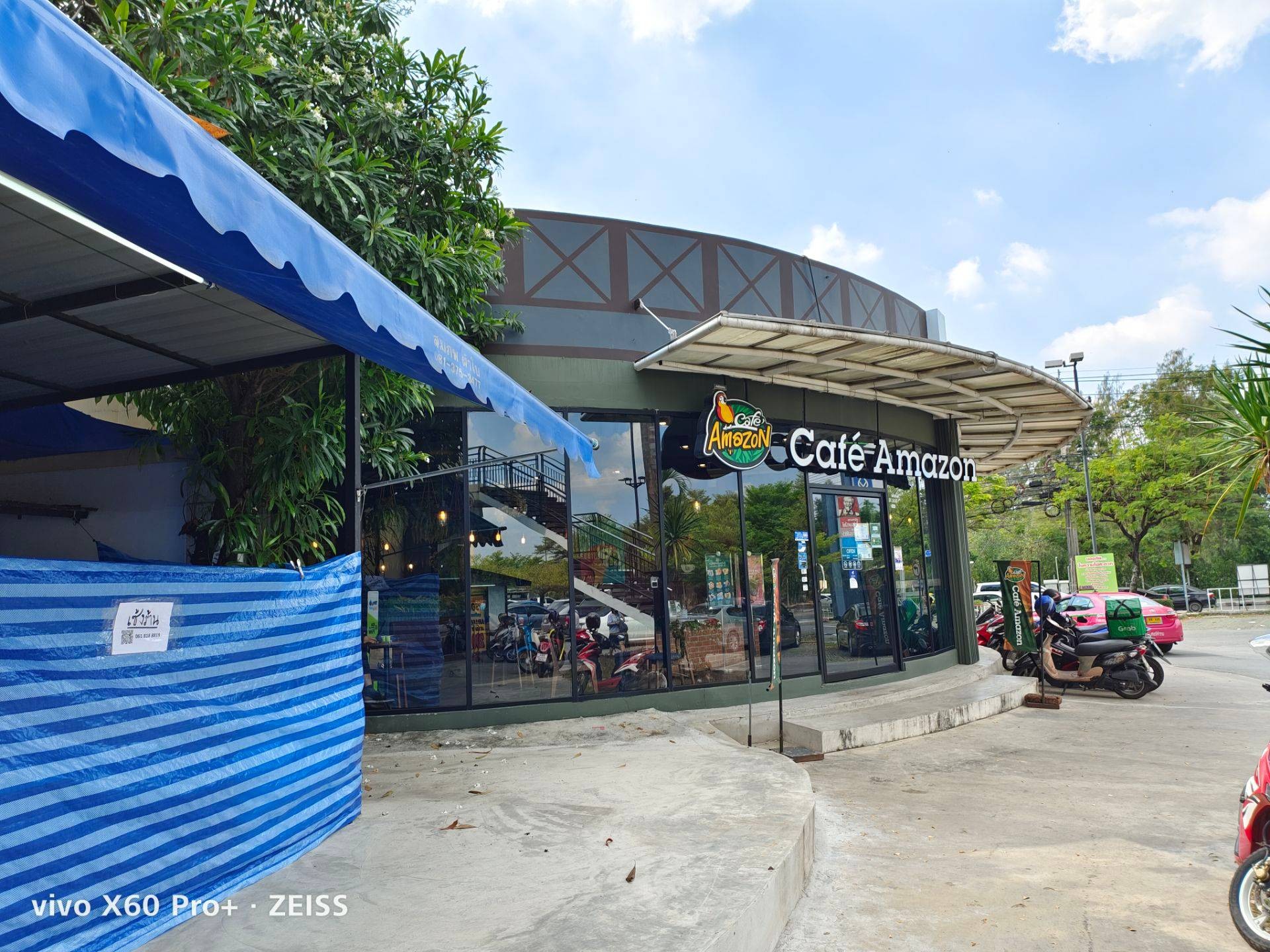 รีวิว Café Amazon - SC2630 Big C สวนหลวง - กว้างขวาง เงียบดี
