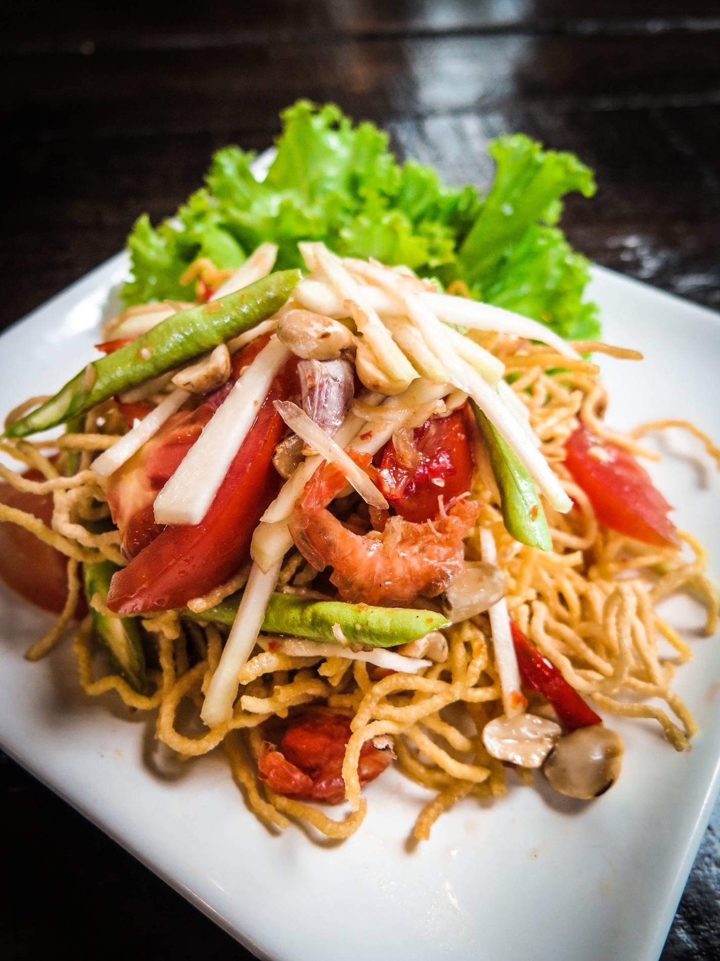 ส้มตำหมี่กรอบ • image ร้าน ก๋วยเตี๋ยวเป่าปาก by Patcha (บรมราชชนนี-สาย3) ศาลาธรรมสพน์