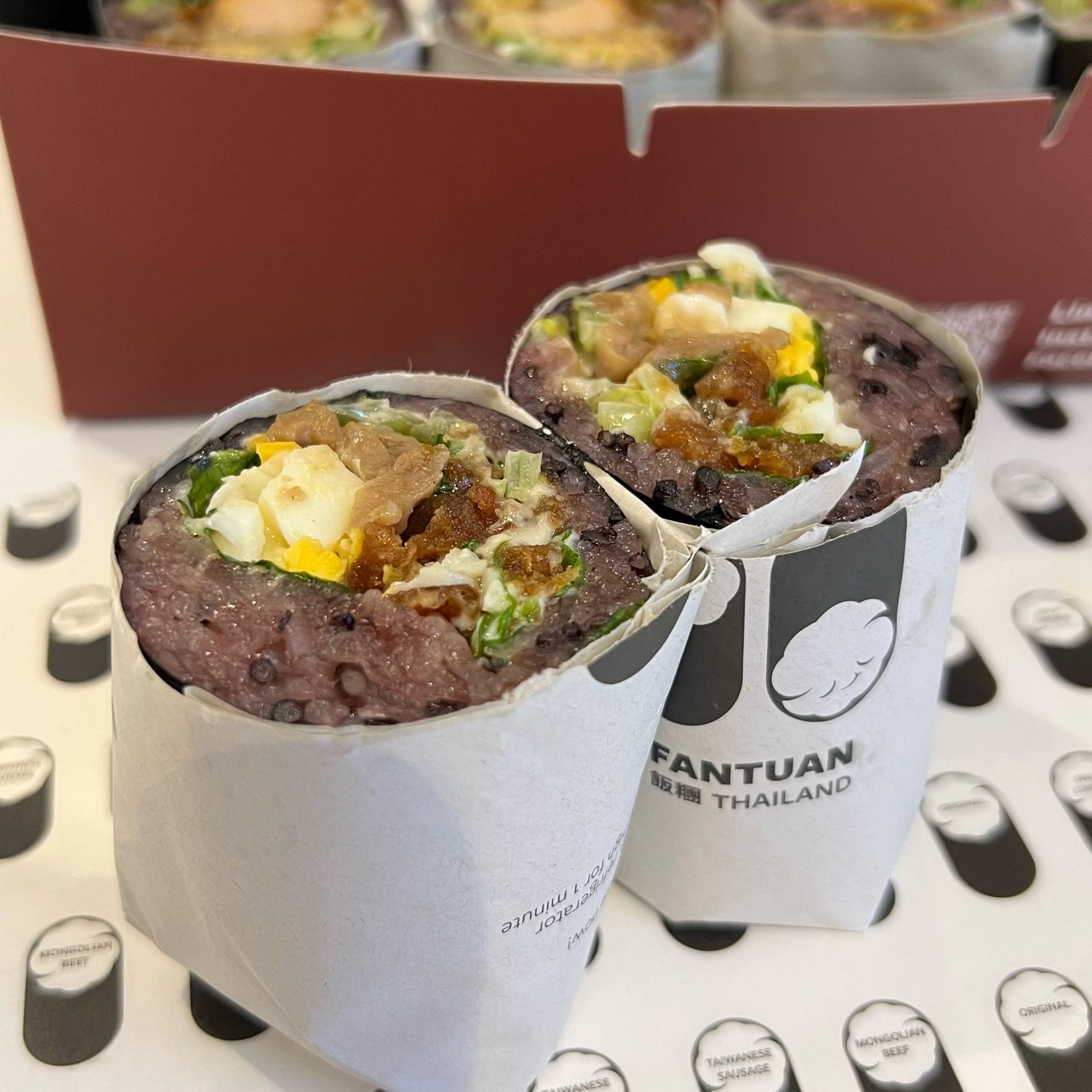 ฟ่านถวนสูตรหมูย่างสไตล์ไต้หวัน (หมู) ร้าน Fantuan Thailand EmQuartier ...