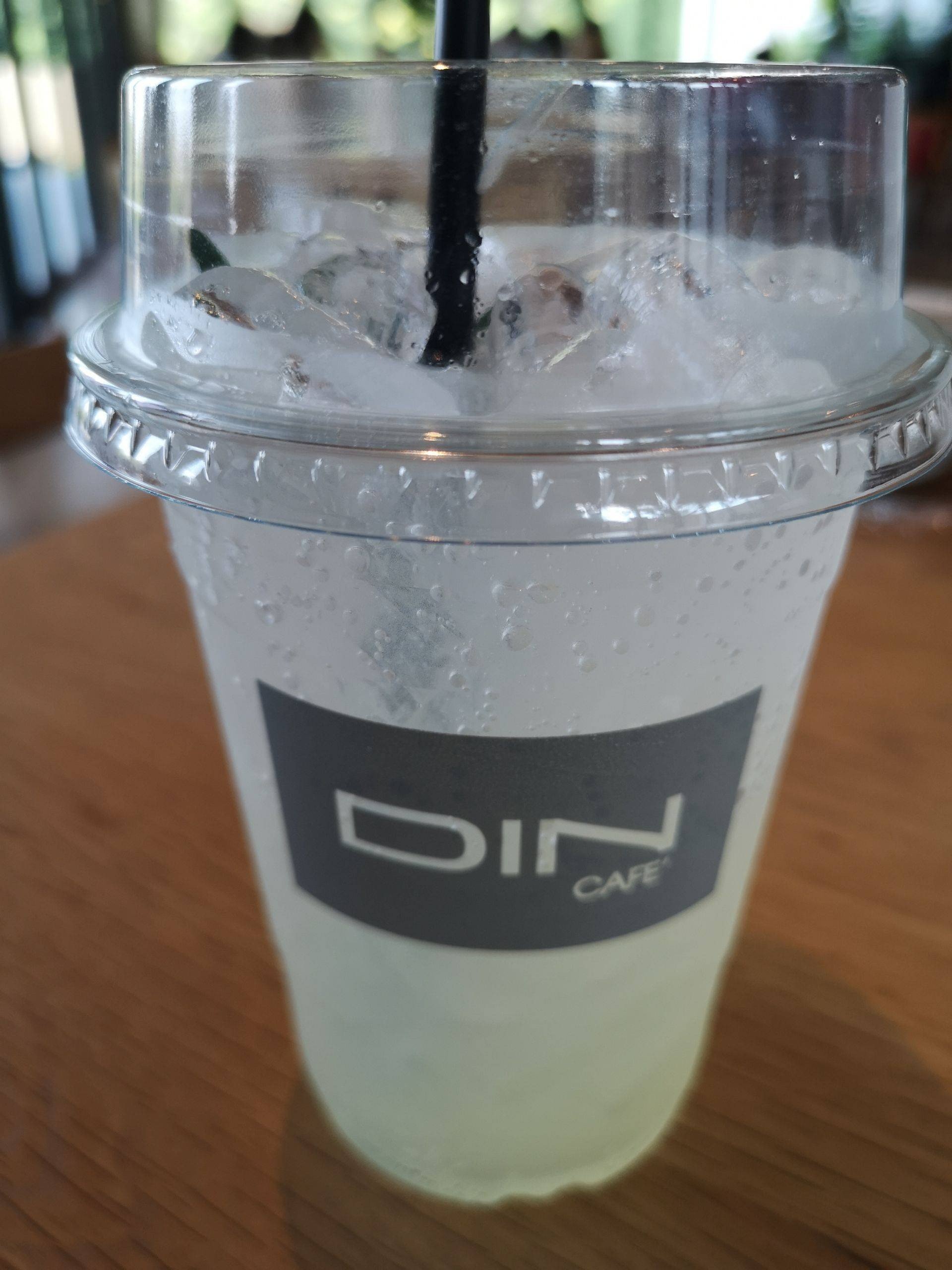 รูป Din Cafe