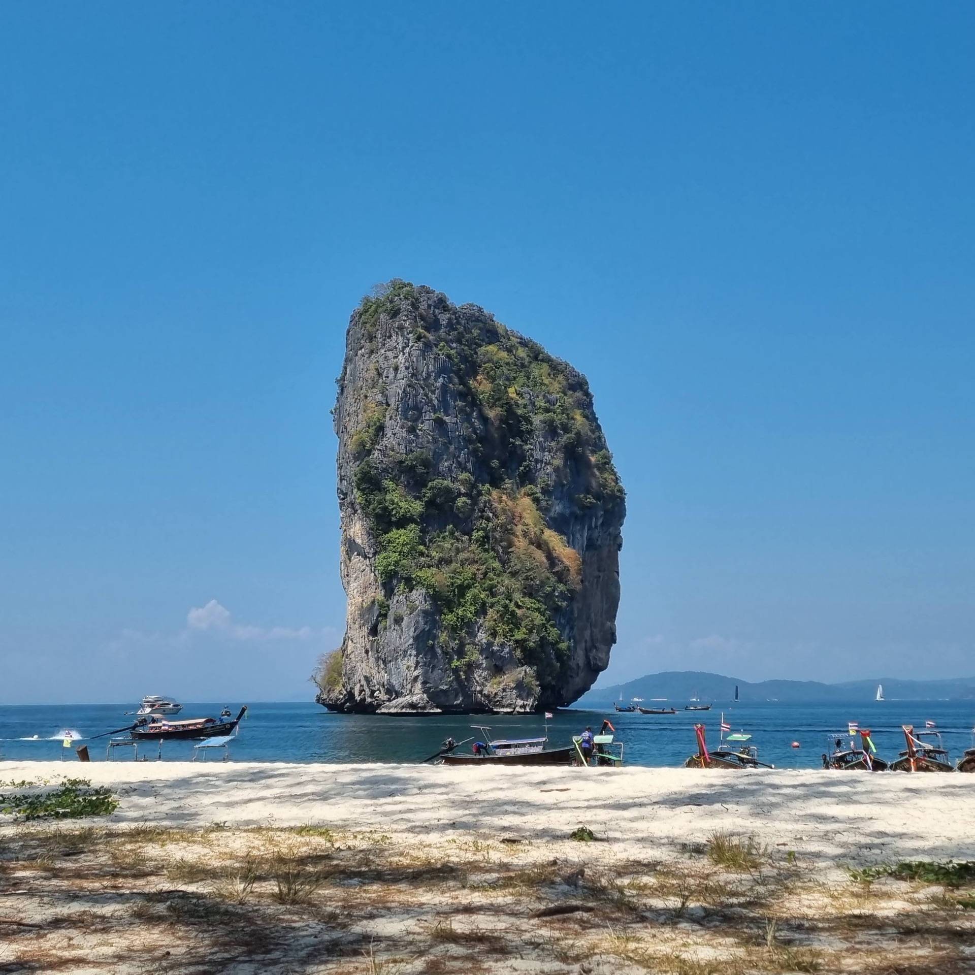 รีวิว เกาะปอดะ - แวะทานข้าว เล่นน้ำ - Wongnai