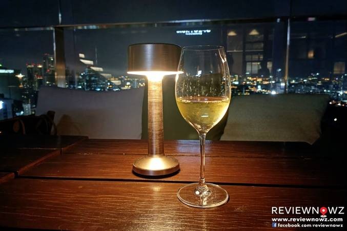 Bandicoot Estate Premium Selected White ร้าน Spectrum Lounge & Bar ...