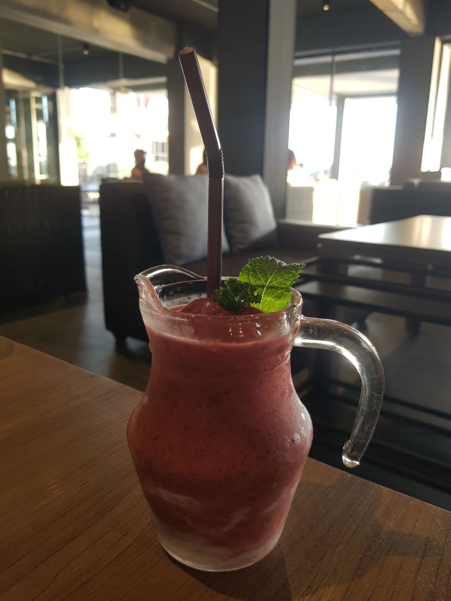 สมูลตี้โยเกิลต์ ร้าน The Tara Bar and Restaurant