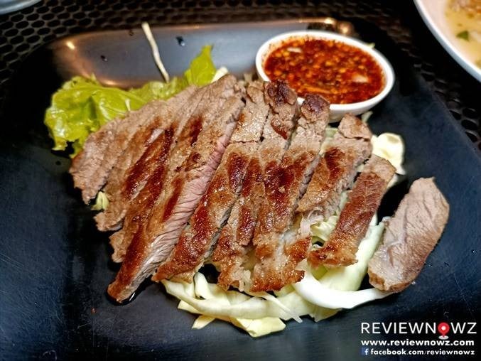 20. เนื้อย่างจิ้มแจ่ว ร้าน Swing Bar by Ching Cha