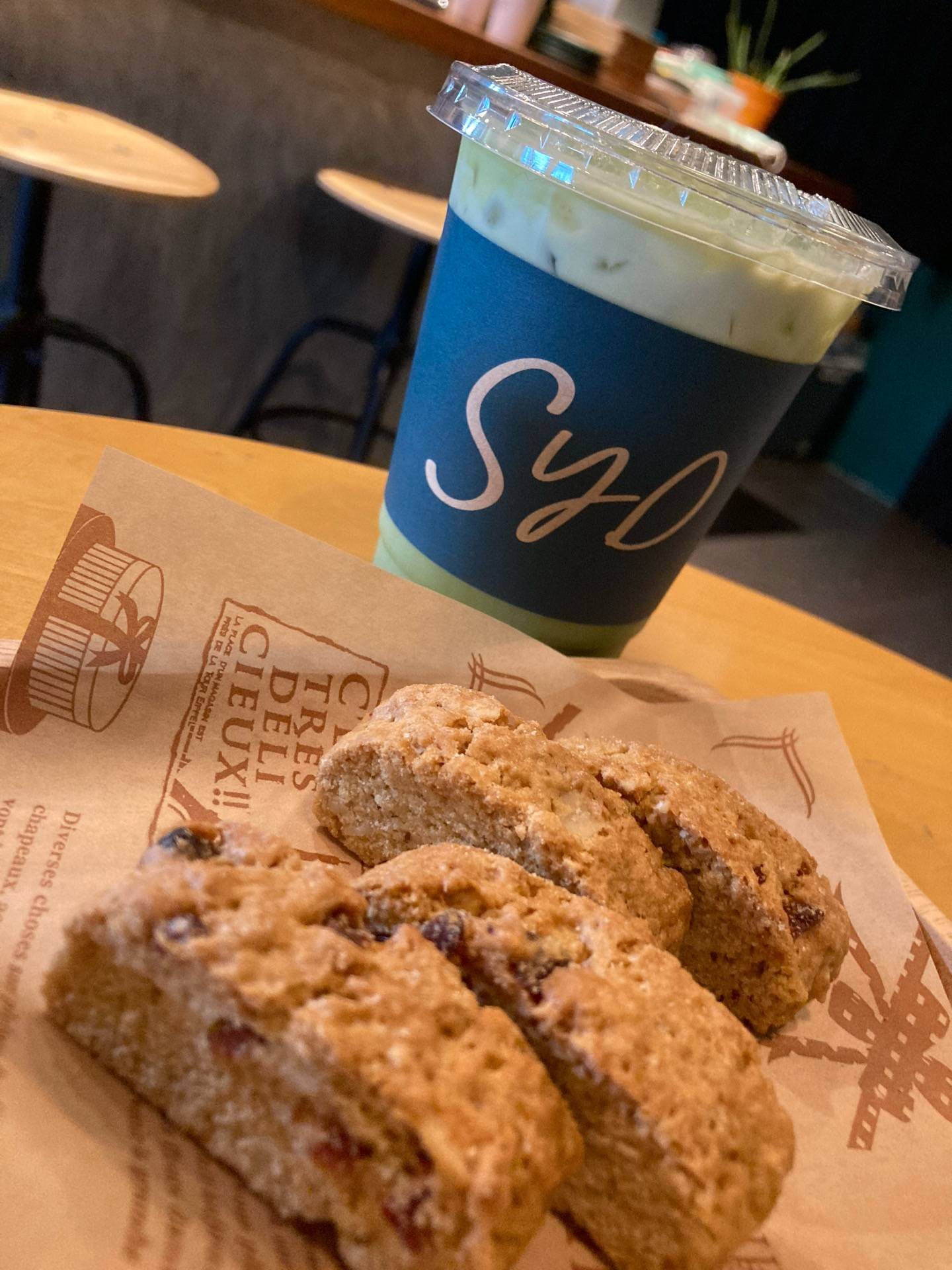 รีวิว SYD - cafeข้างทาง แต่ดูดี - Wongnai