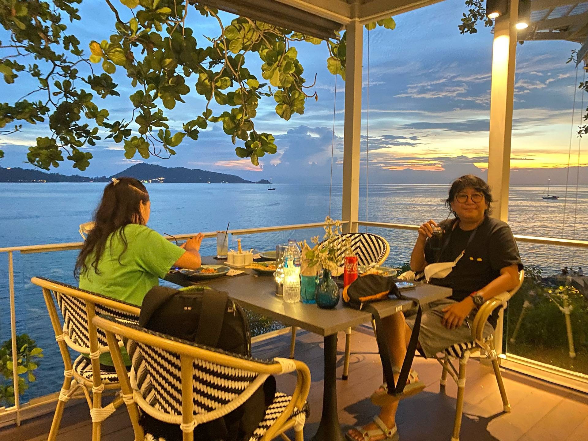 รูป Meg Khram The Sunshine Restaurant