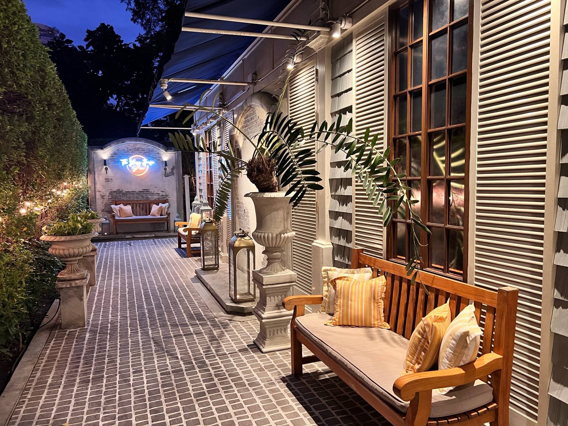 รูป The Glass House Silver พัทยา