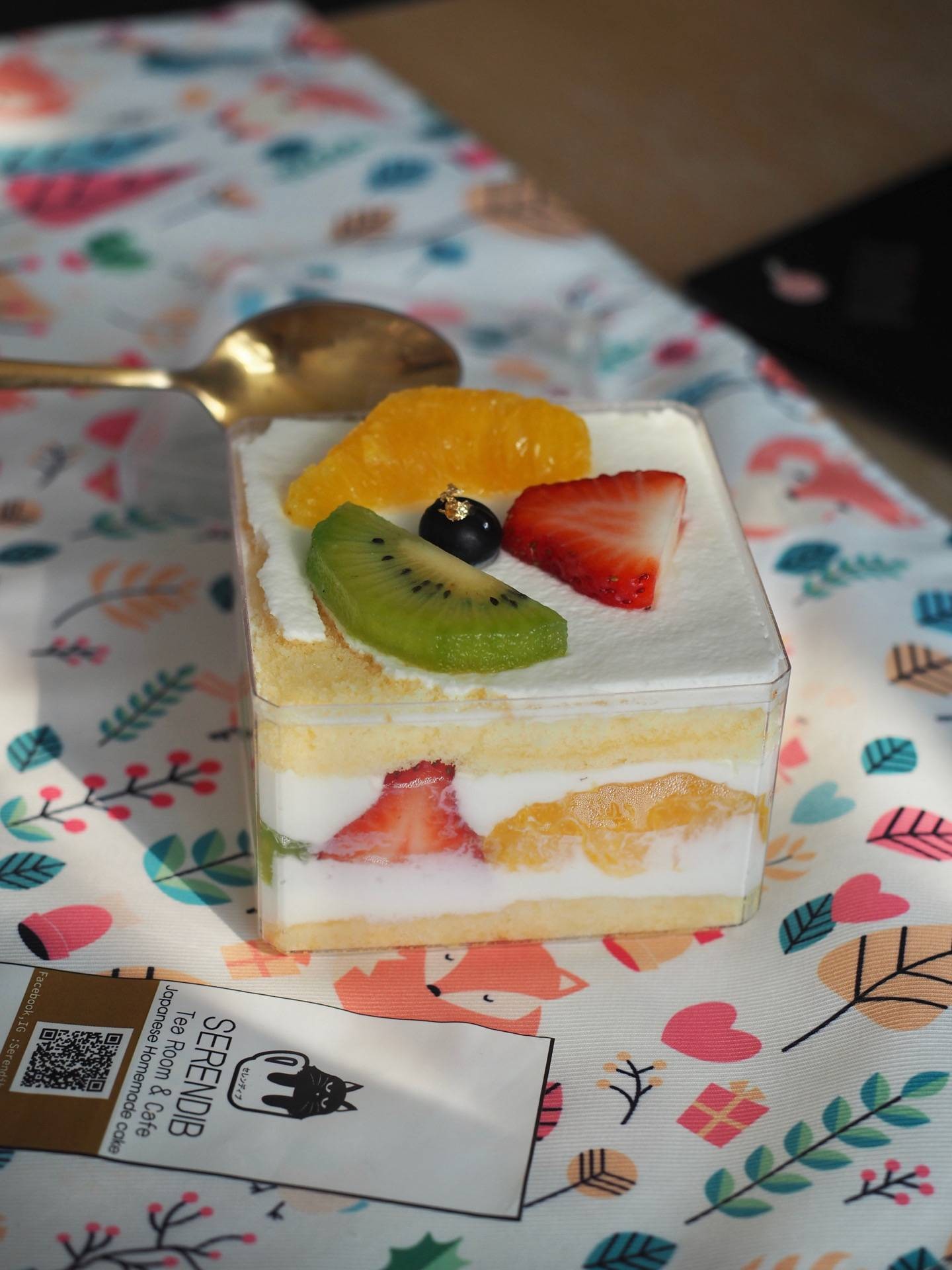 รีวิว Serendib Tea room - Cake box สไตล์ญี่ปุ่น - Wongnai