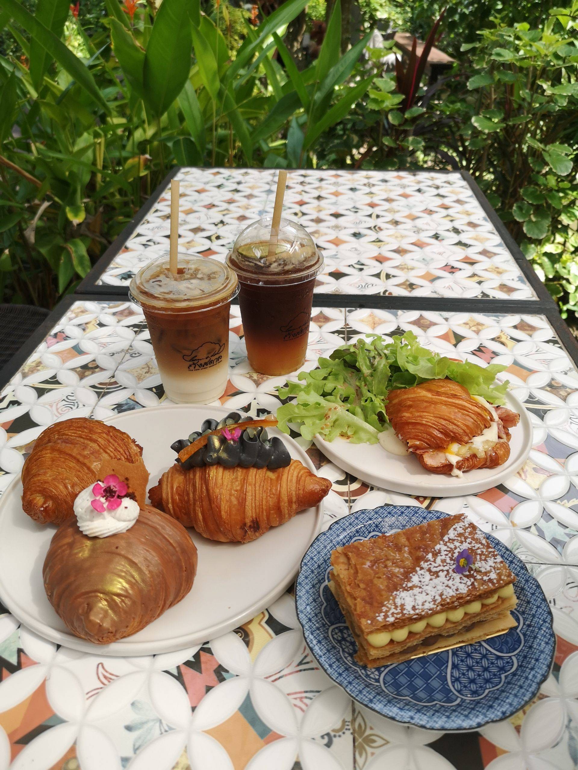 รีวิว Gansdal - คาเฟ่ในสวยกับครัวซองค์น่าทาน