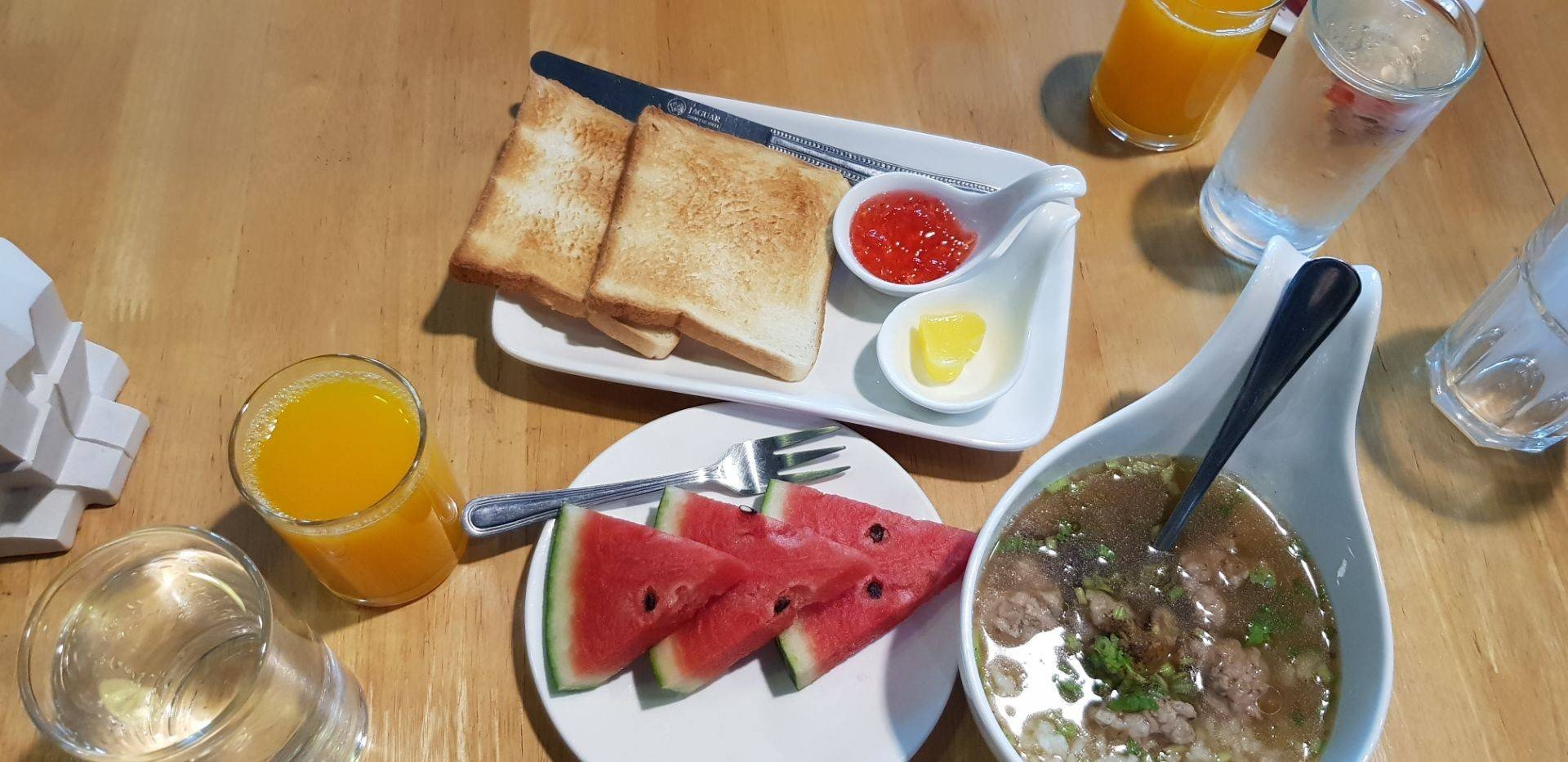 รูป THE LOGBOOK CAFE