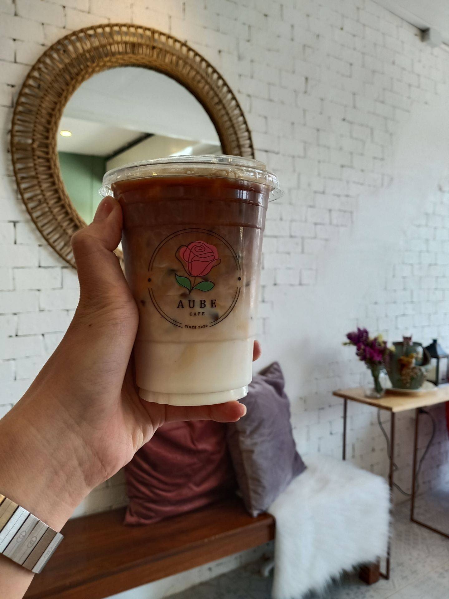 รูป Aube Cafe - โอบคาเฟ่ ลำพูน