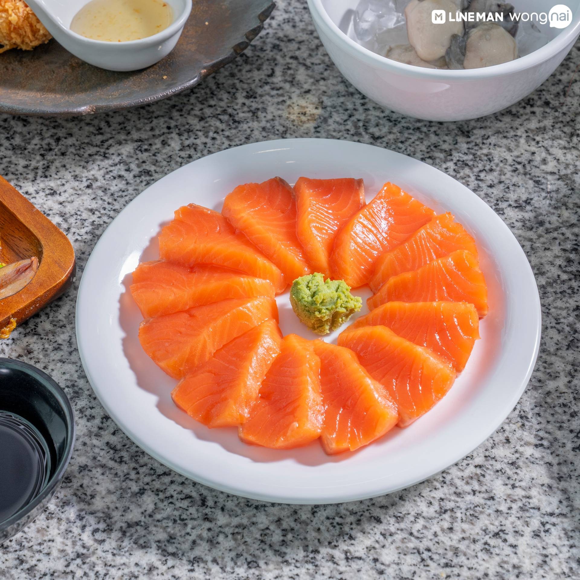 แซลมอนซาชิมิ ร้าน บ้านไอซ์ shabu & Grill เชียงใหม่