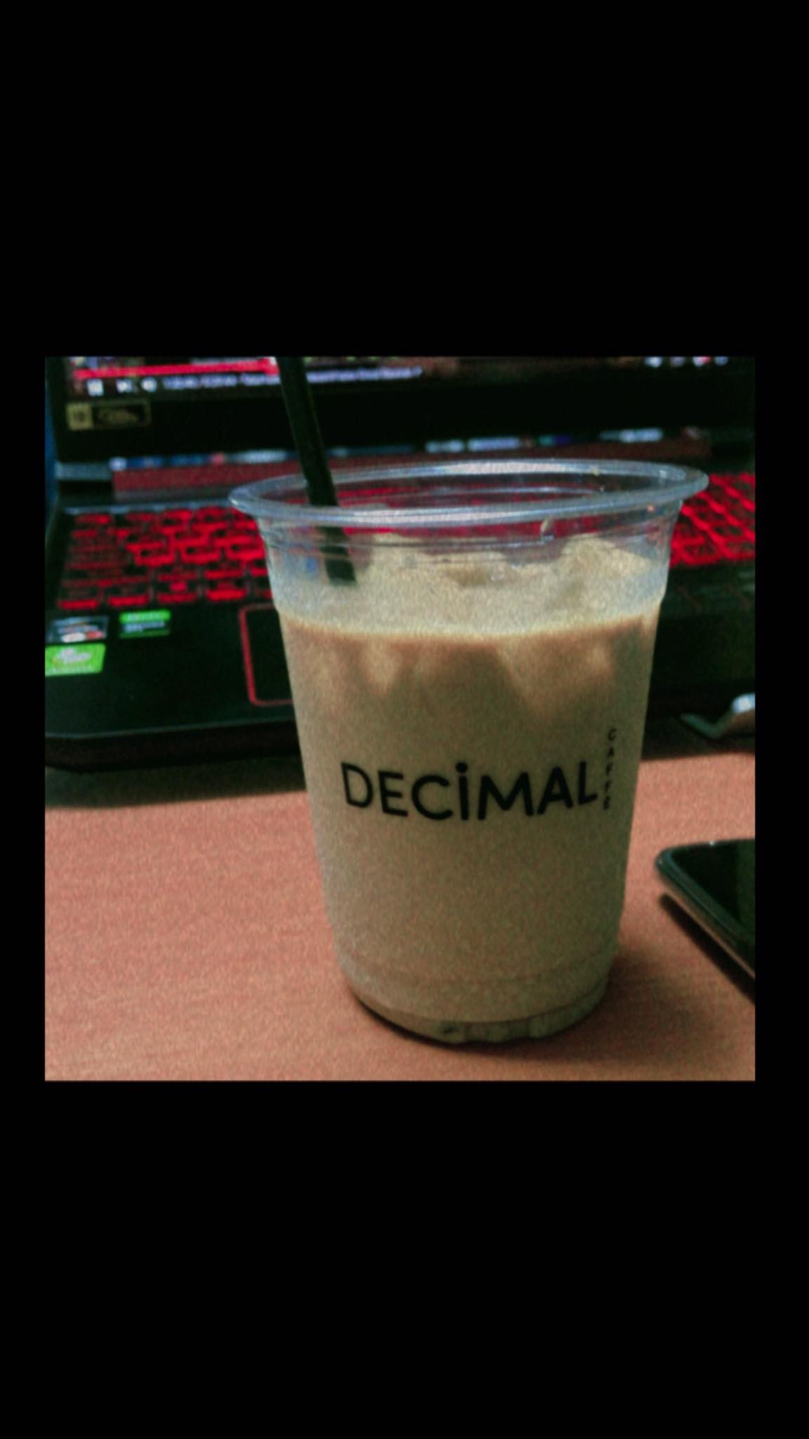 รีวิว Decimal Caffè - สั่งแบบไม่คาดหวัง ดันอร่อยเฉย ร้านกาแฟสำหรับคนนอนดึก
