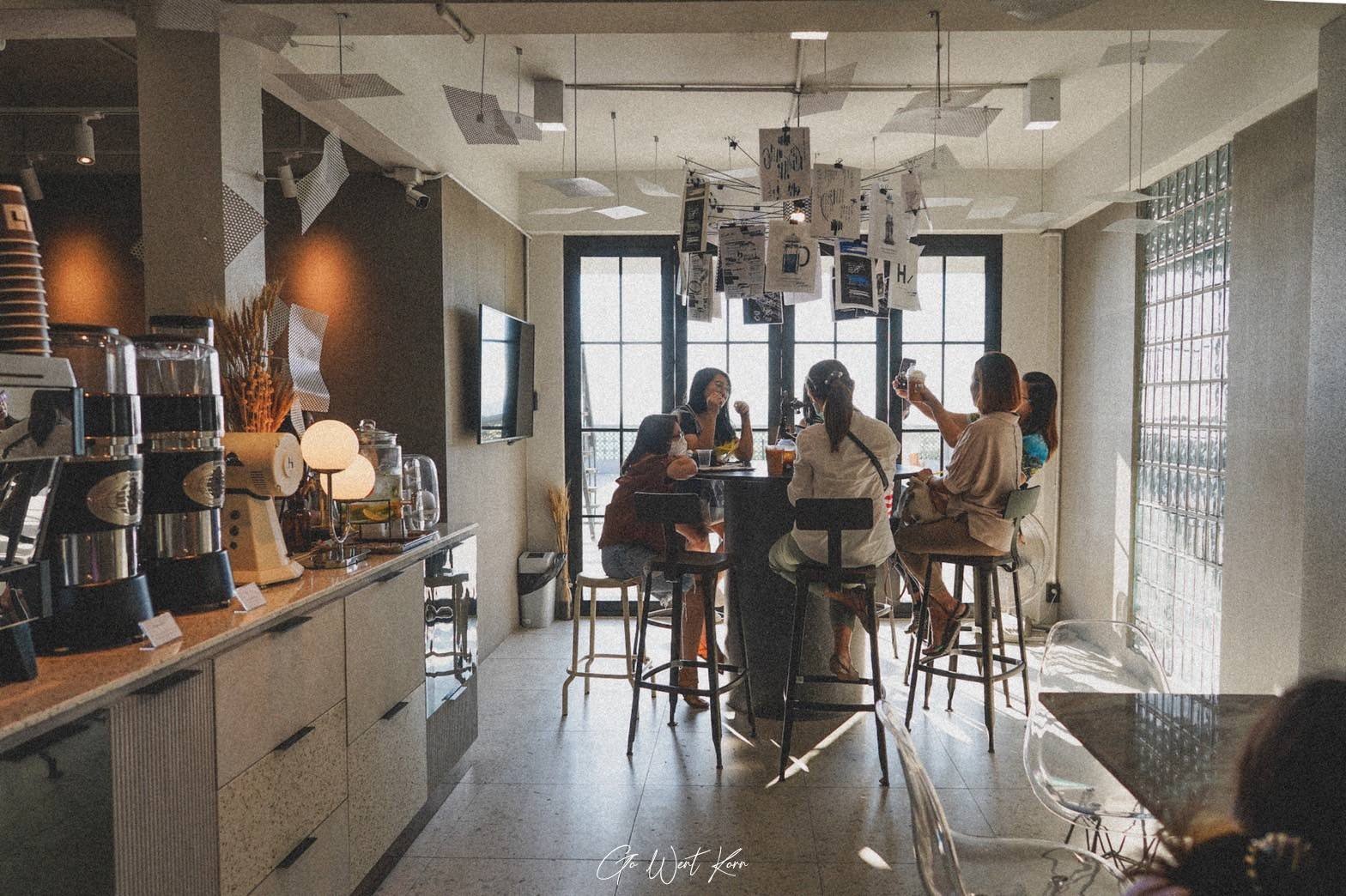 รูป Hidden Lab