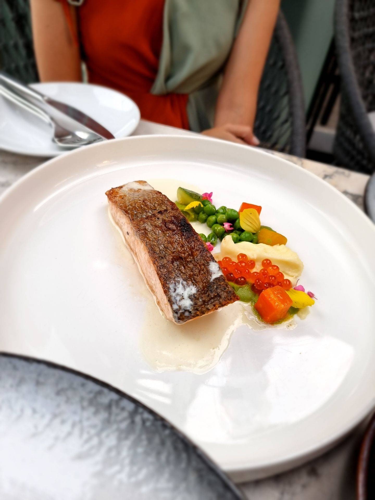 แซลม่อนย่าง • อร่อย ร้าน Hi-SO - Wongnai