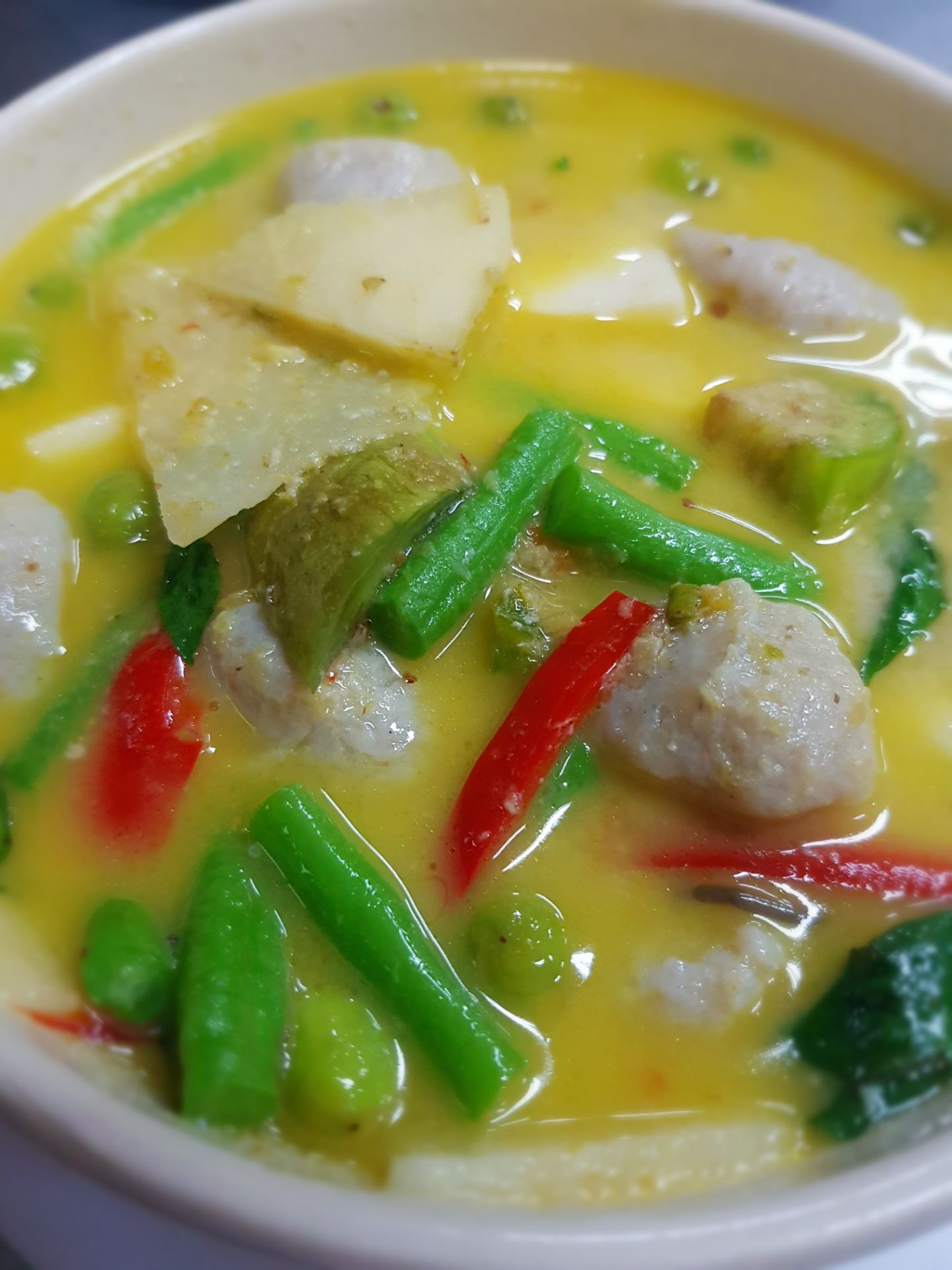 รูป หน้าผา ปลาทอดมัน - Wongnai