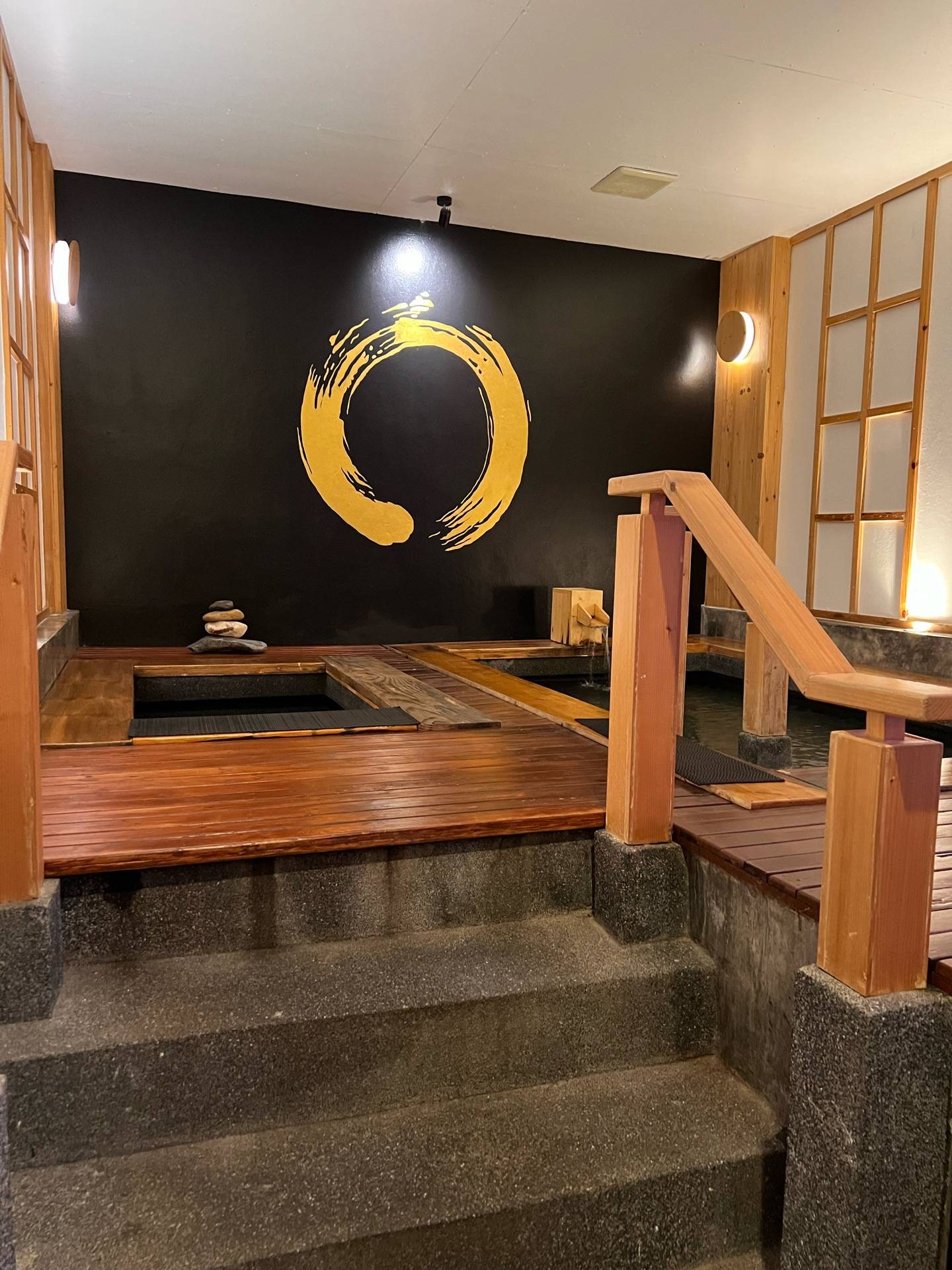 รีวิว Kusatsu Onsen ชลบุรี - Kusatsu Onsen + นวดสปา ในชลบุรีทางไปอ่างศิลา