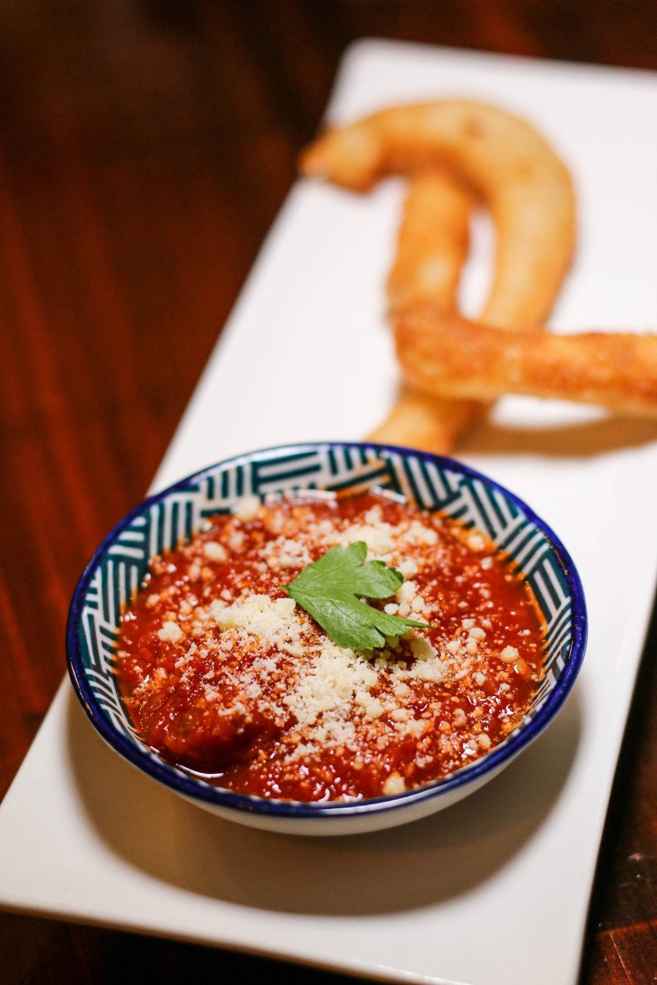 รีวิว Cugini’s - New Thursday date night promo at Cugini’s