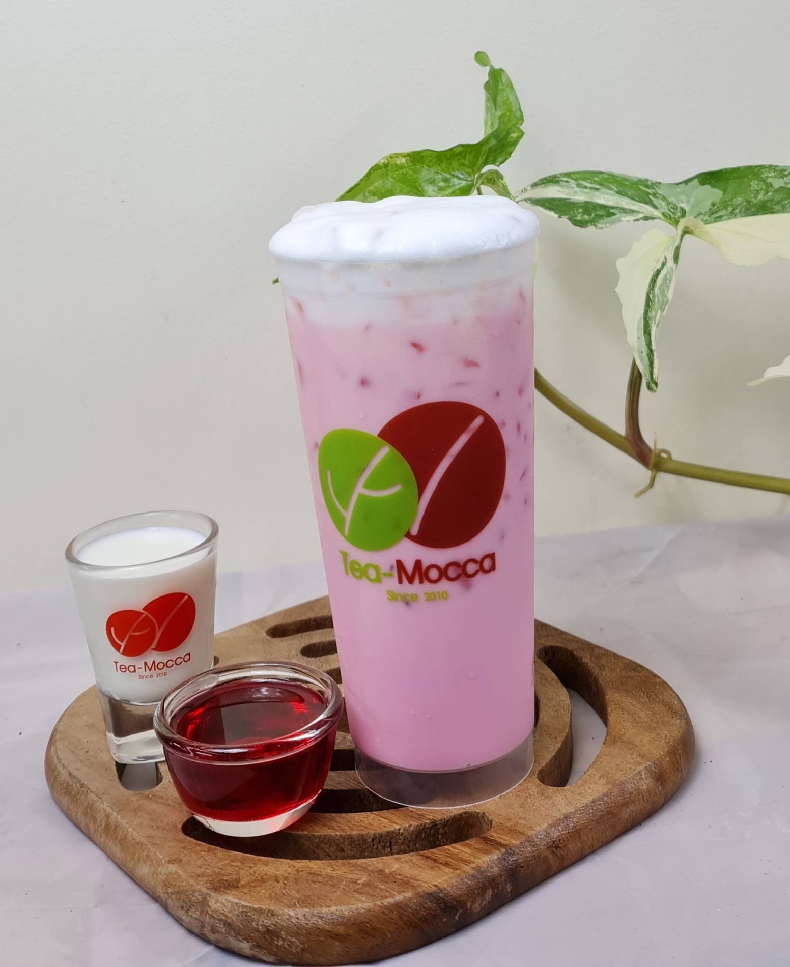 นมสดชมพู • image ร้าน Tea-Mocca Cafe (หมู่บ้านเศรษฐกิจ)