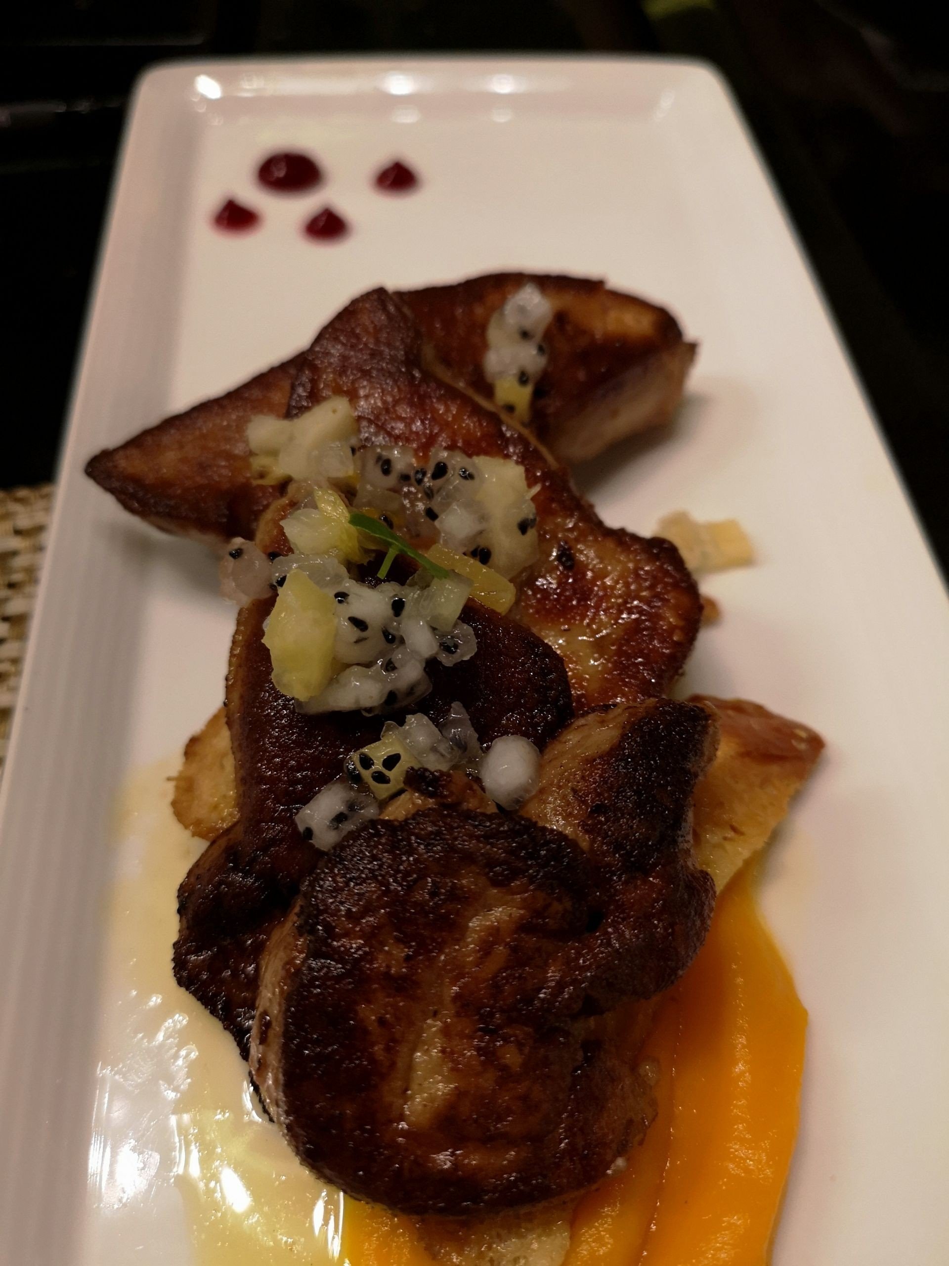 รีวิว Rain Tree Cafe The Athenee Hotel, Bangkok - Dinner buffet 5 star ...