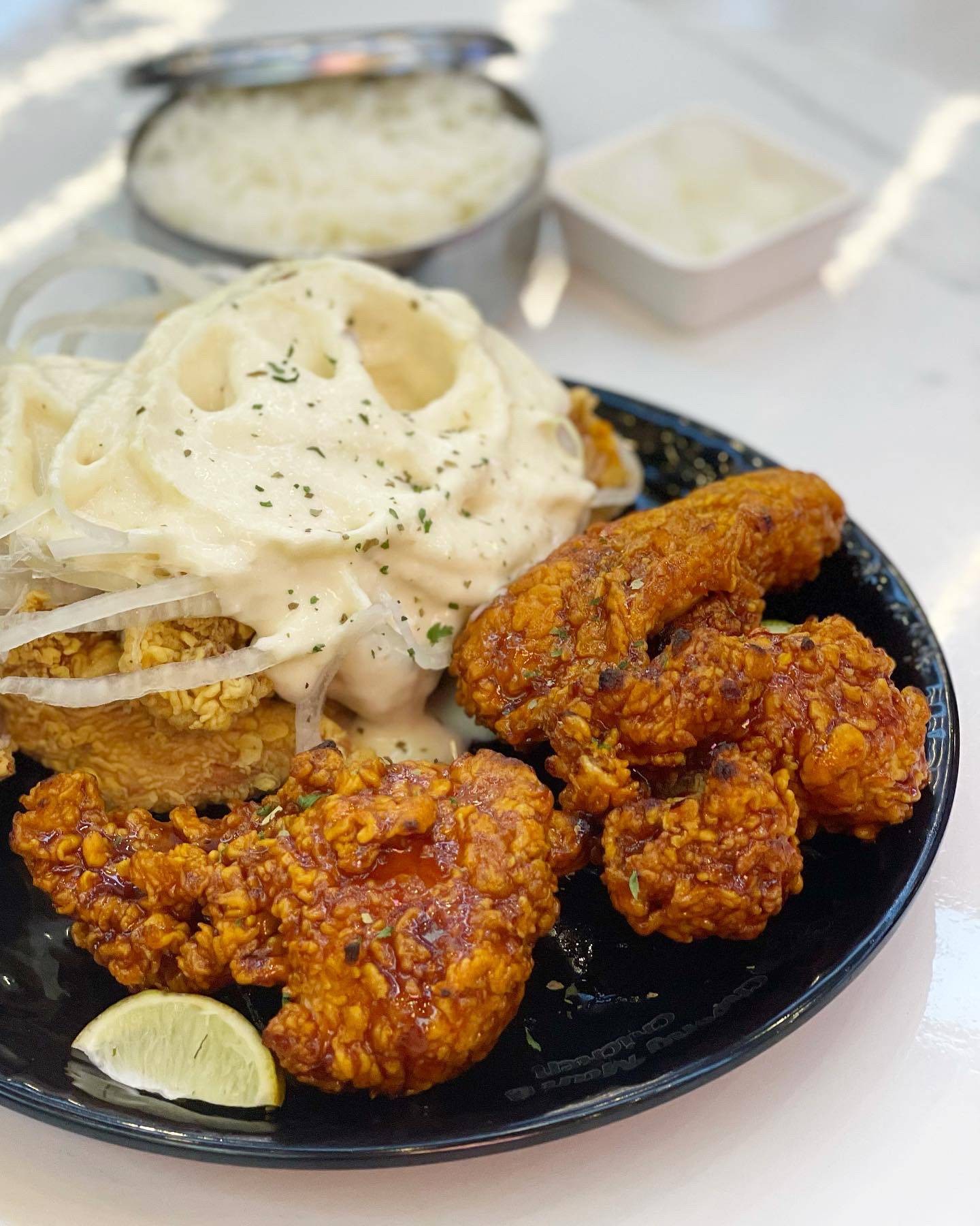 รูป Choongman Chicken Design Village