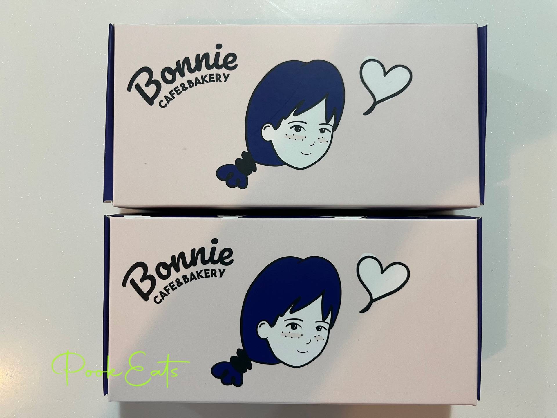 รีวิว Bonnie Cafe & Bakery - ชูครีม (เอแคลร์) ดีแต่เค้กแครอทหวานไปนิด ...