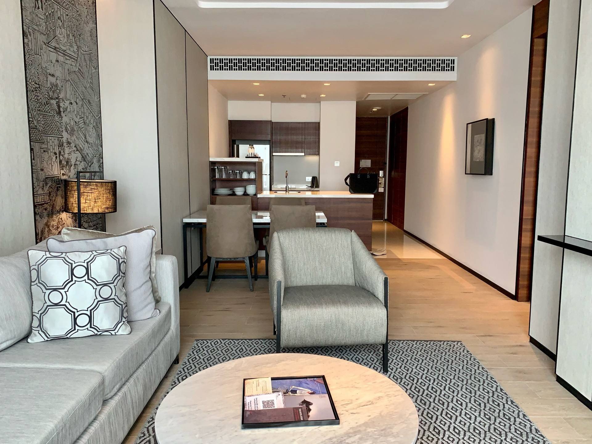 Bangkok Marriott Hotel The Surawongse (Bangkok Marriott Hotel The ...