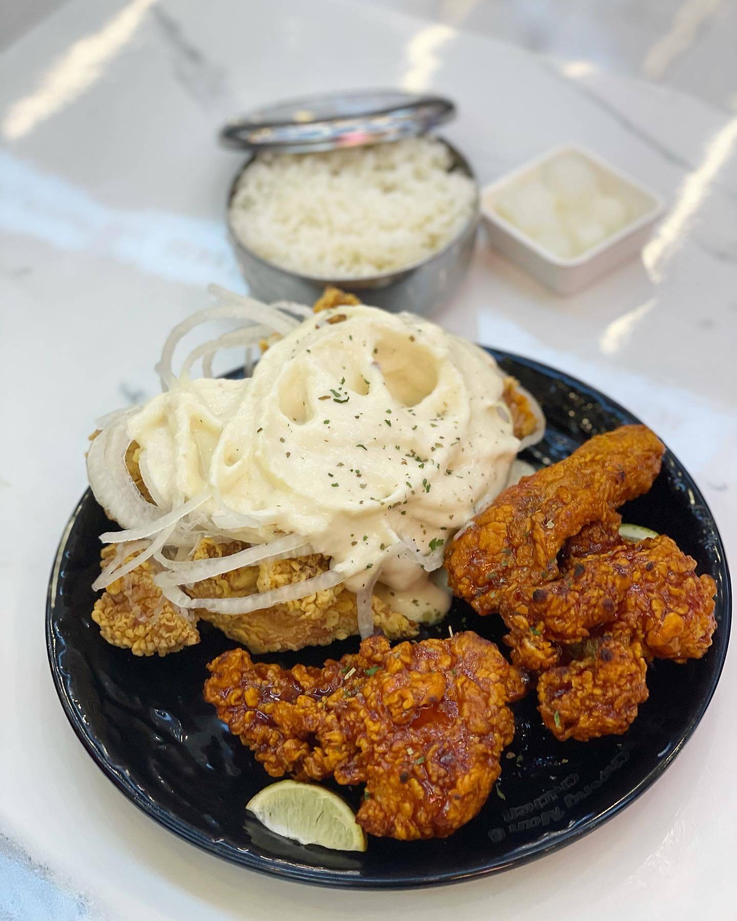 รีวิว Choongman Chicken ดีไซน์ วิลเลจ เกษตร- นวมินทร์ - ไก่กรอบหลาย ...