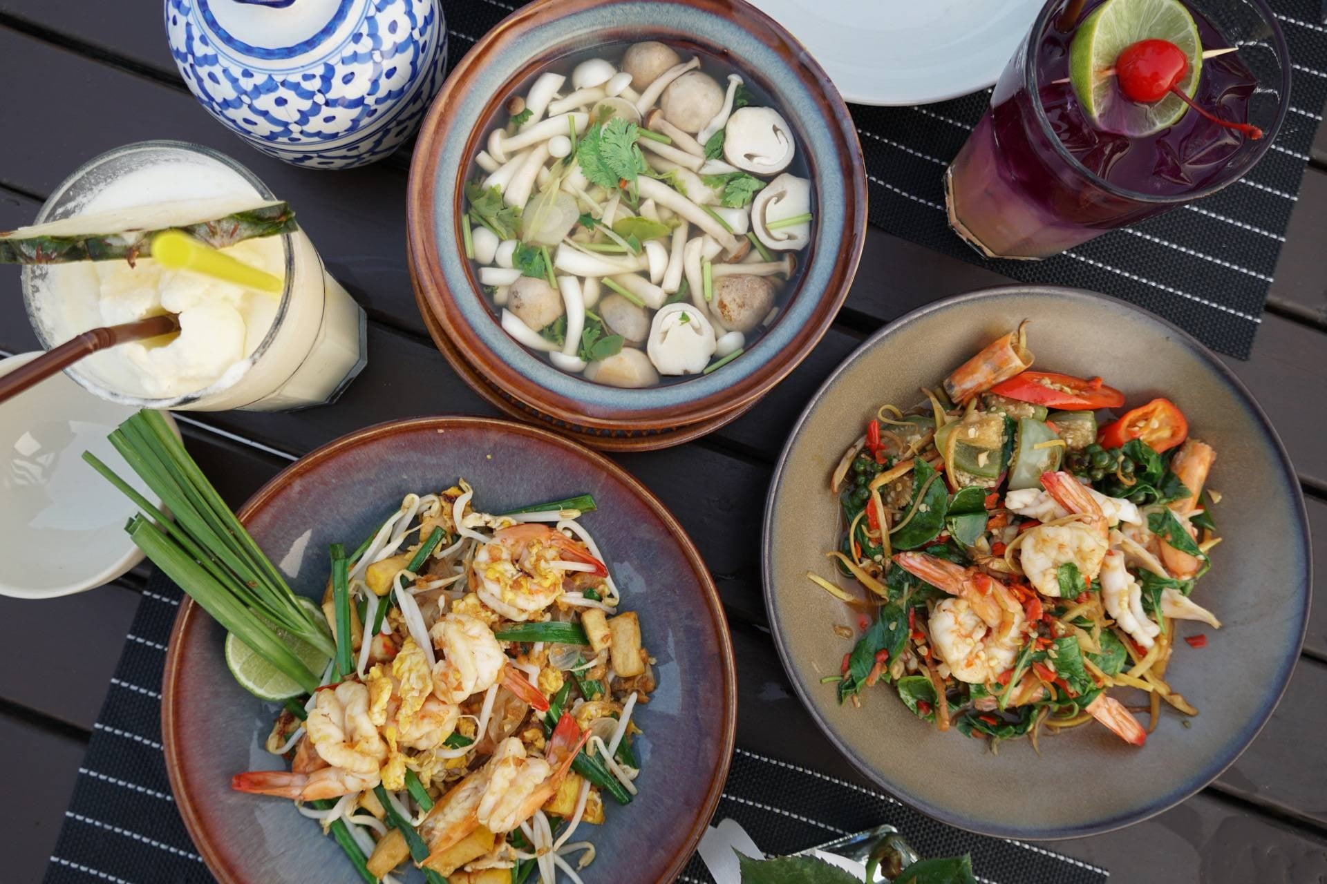 รีวิว ชมอรุณ - ร้านอาหารริมน้ำ วิวพระปรางค์วัดอรุณ วิวหลักล้าน อาหาร ...