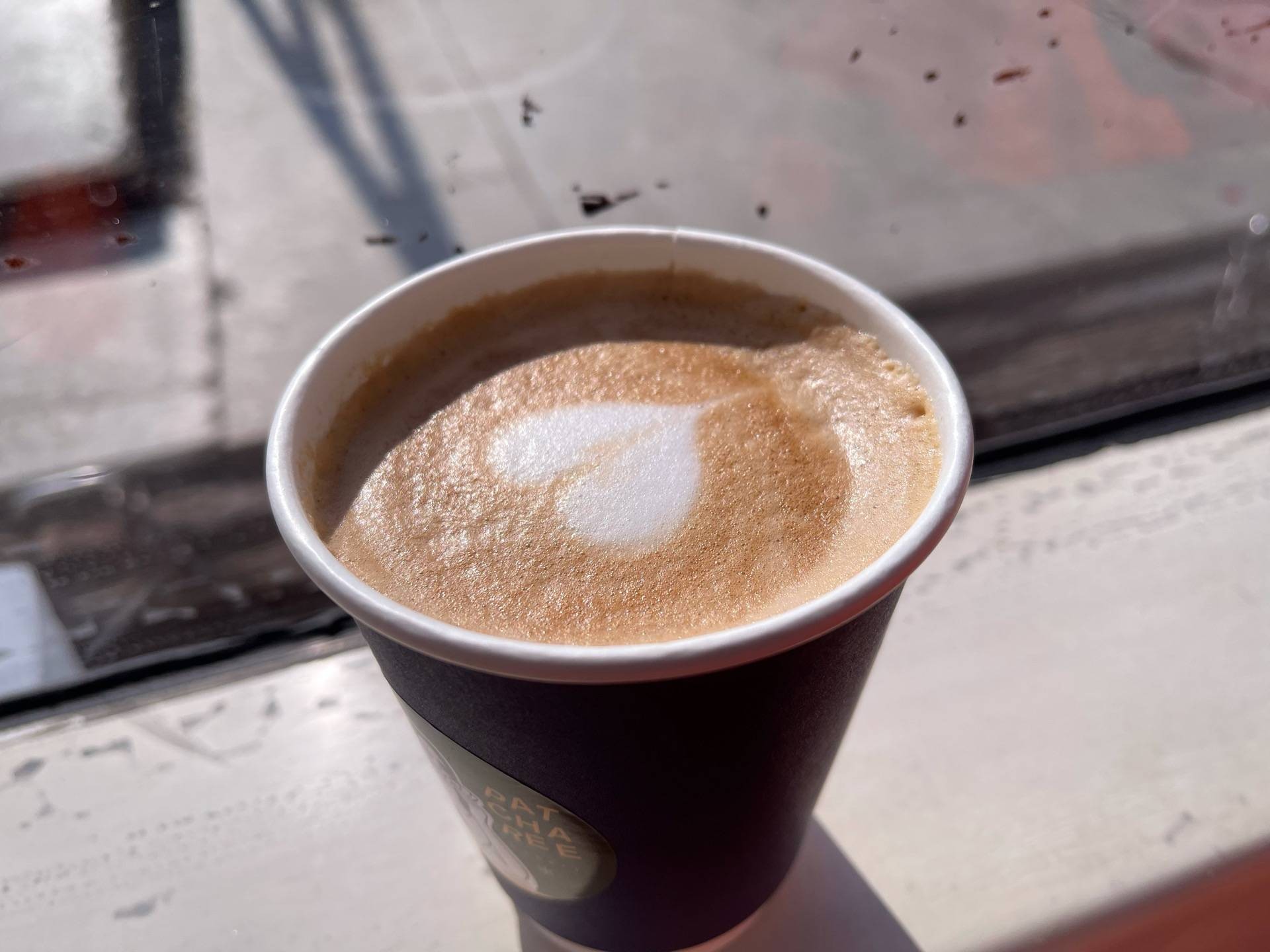 รีวิว Patcharee Bakery เกาะพีพี - ร้านกาแฟที่น่าจะ chic ที่สุดบนเกาะพีพี อยากใช้เวลา slow life ...